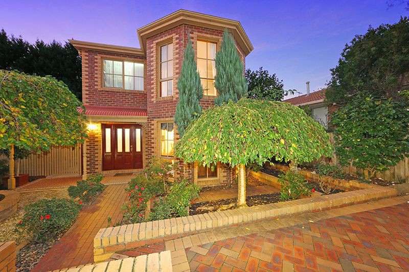 3 Brearley Court, Rowville, VIC 3178 - Sold