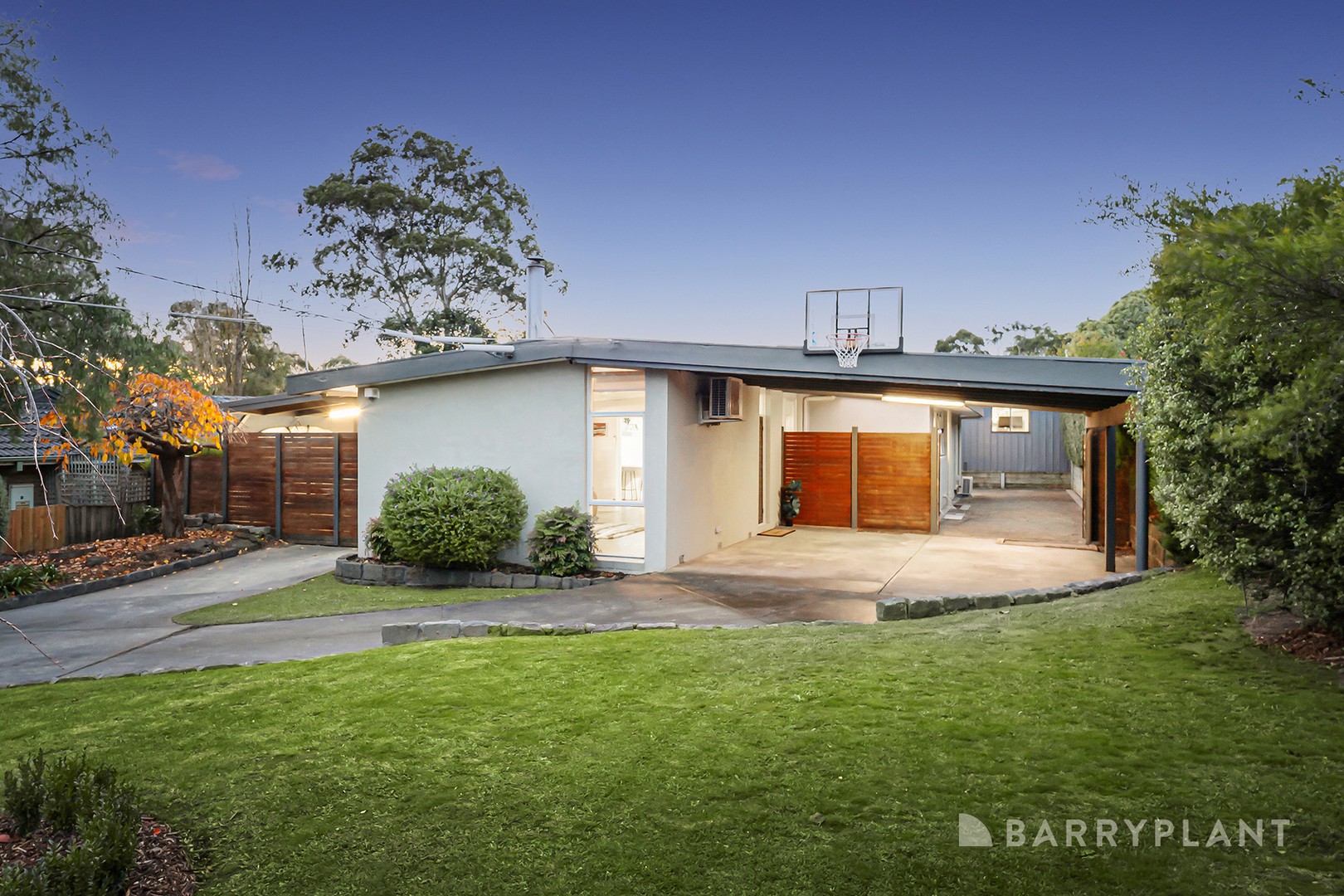 11 Songbird Avenue, Chirnside Park, VIC 3116 - For Sale