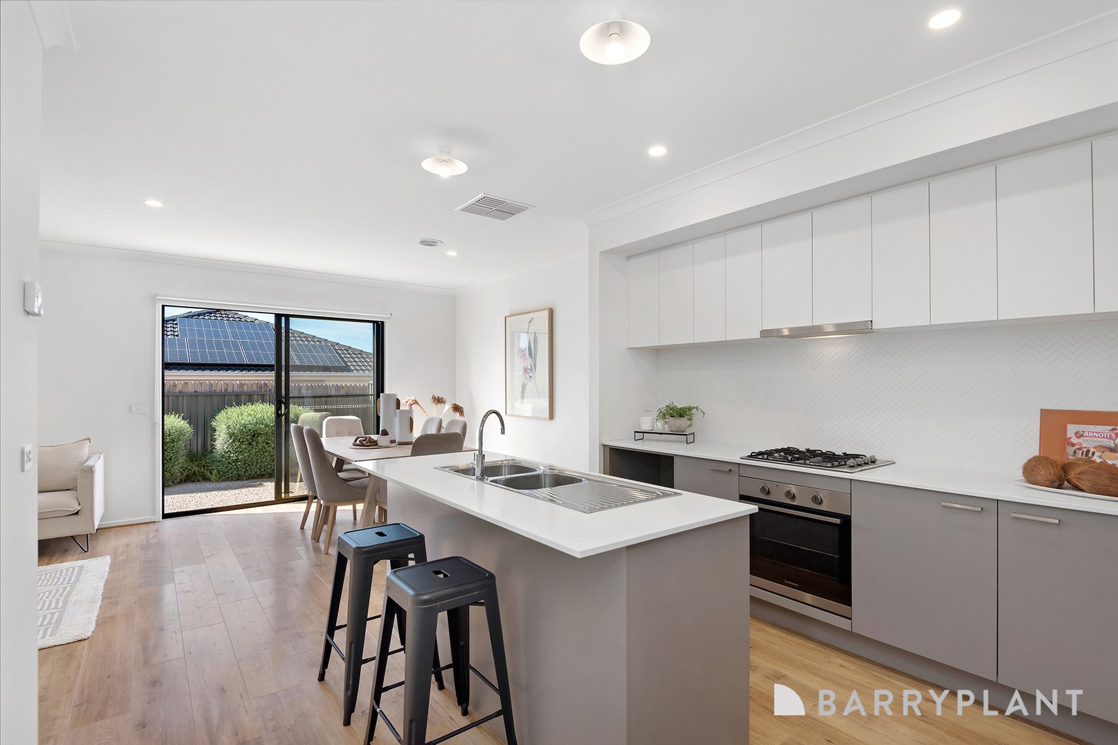 35 Positano Circuit, Berwick, VIC 3806 - For Rent