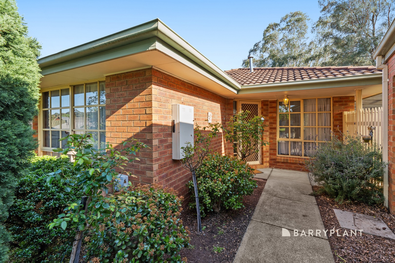 5 Charter Close, Berwick, VIC 3806 - Sold