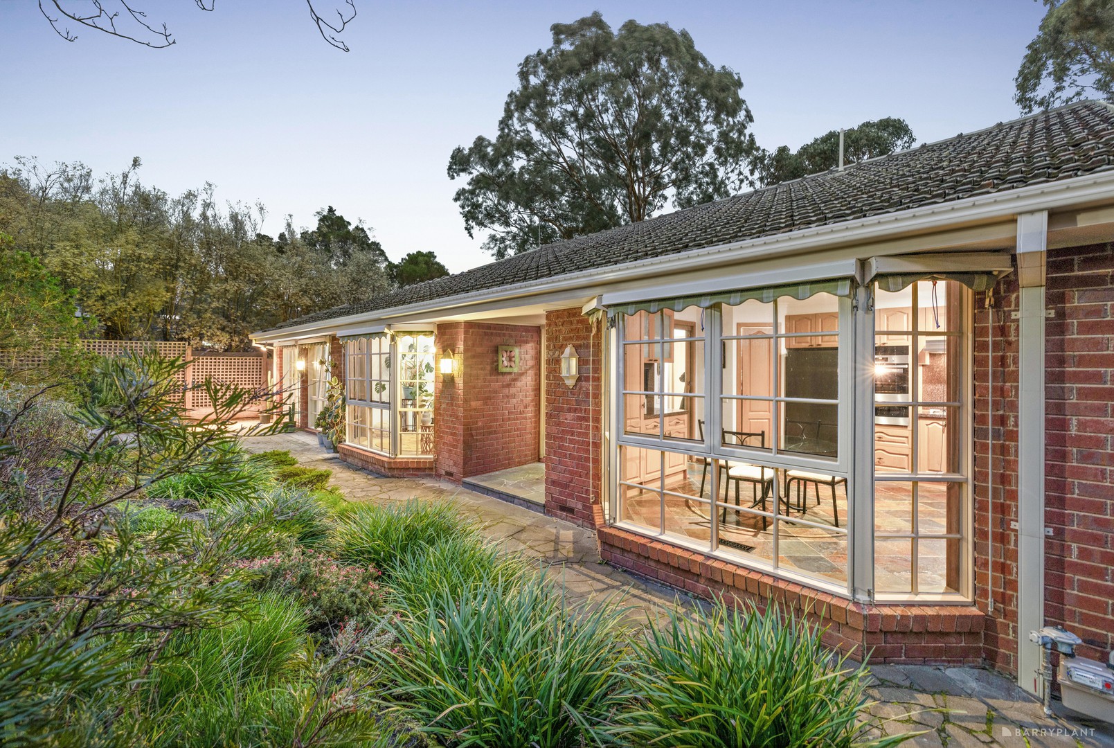 6 Rangeview Road, Donvale, VIC 3111 - For Sale