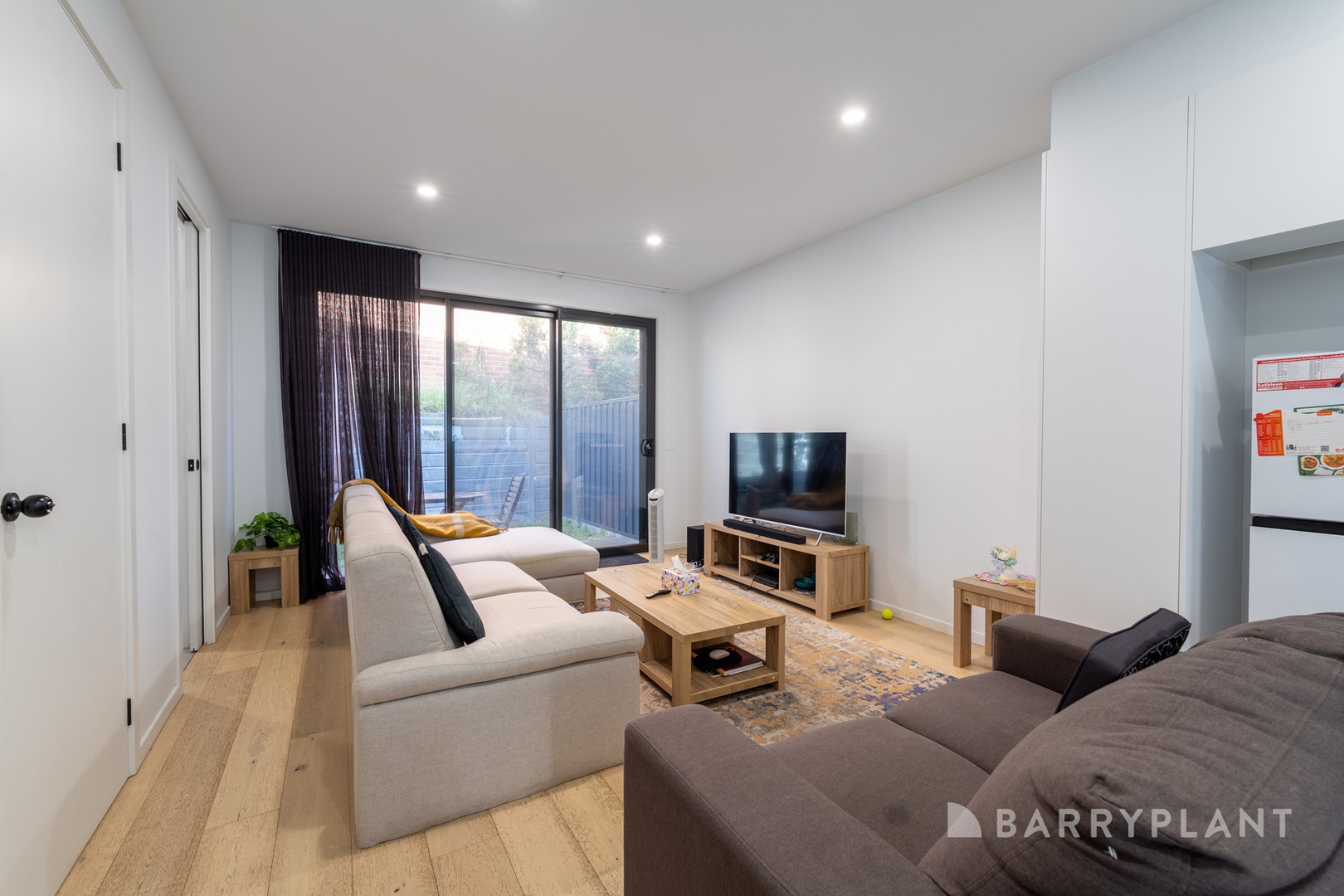 8/652 Pascoe Vale Road, Oak Park, VIC 3046 - For Rent