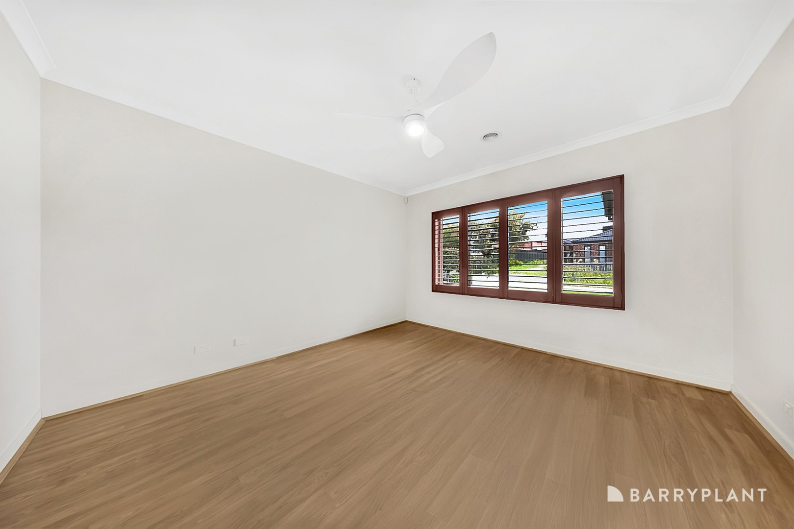 8 Strachan Rise, Mernda, VIC 3754 - Leased