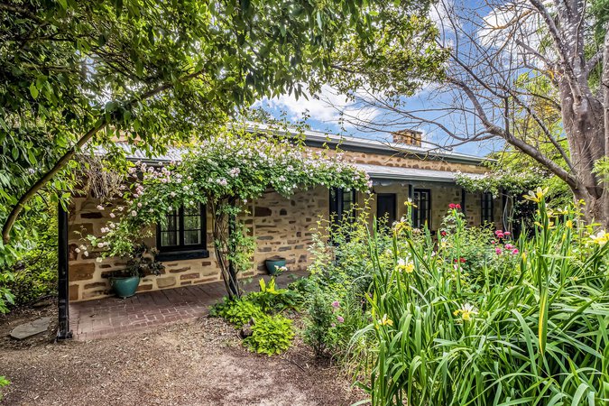 Clare Valley stone cottage charms buyers from far and wide