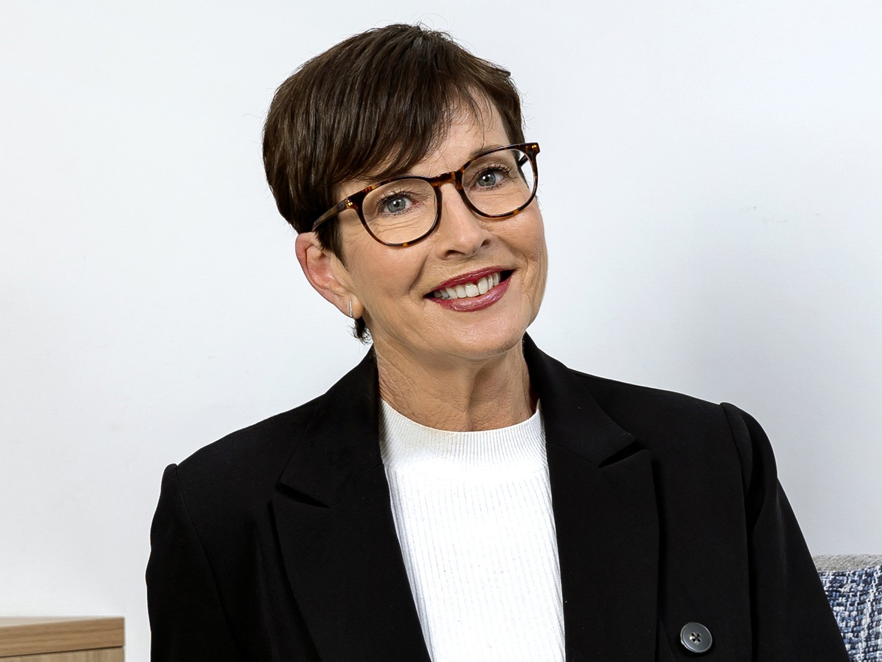 Simone White / Customer Service and Administration Support