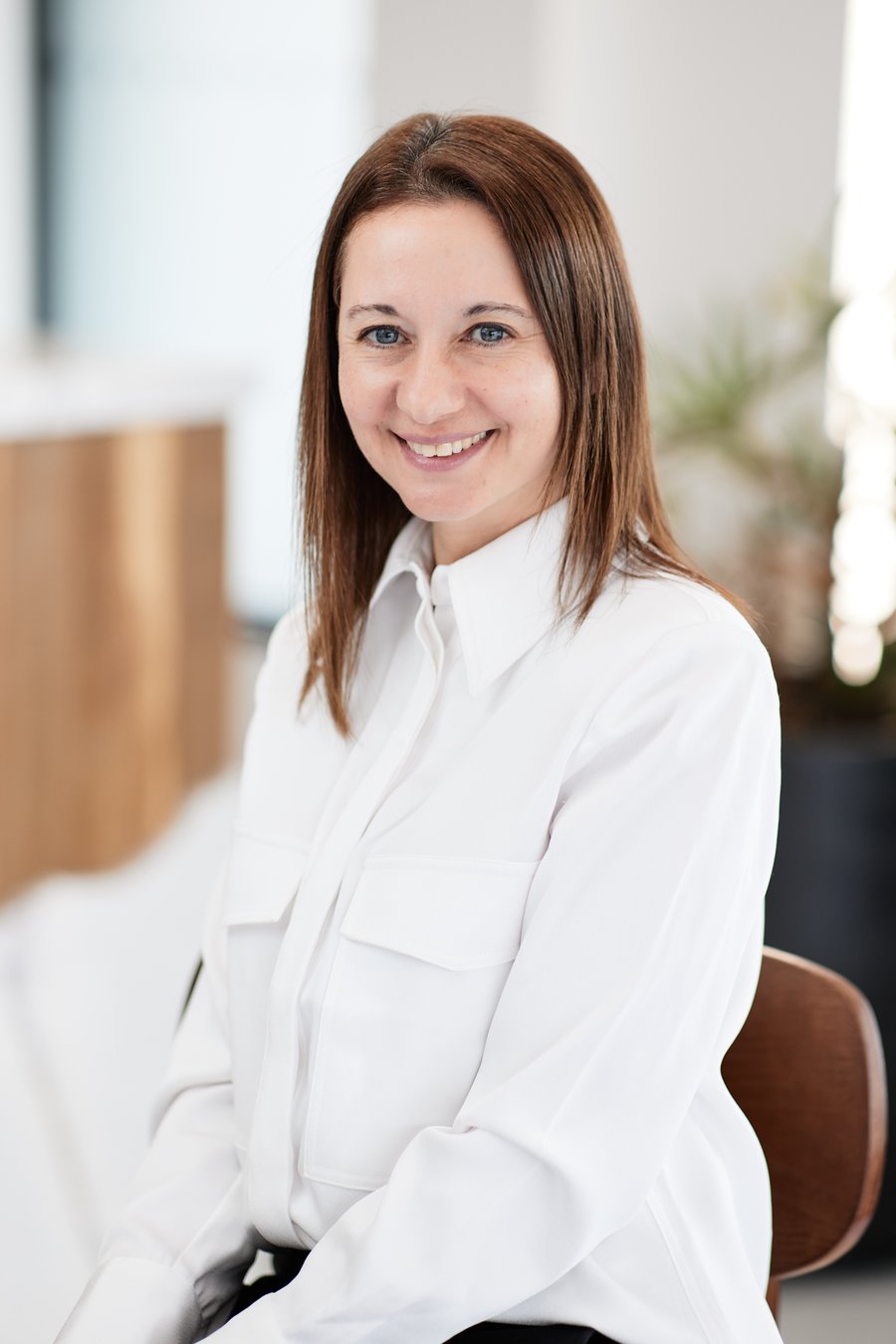 Rosa Misale / Accounts | Customer Service