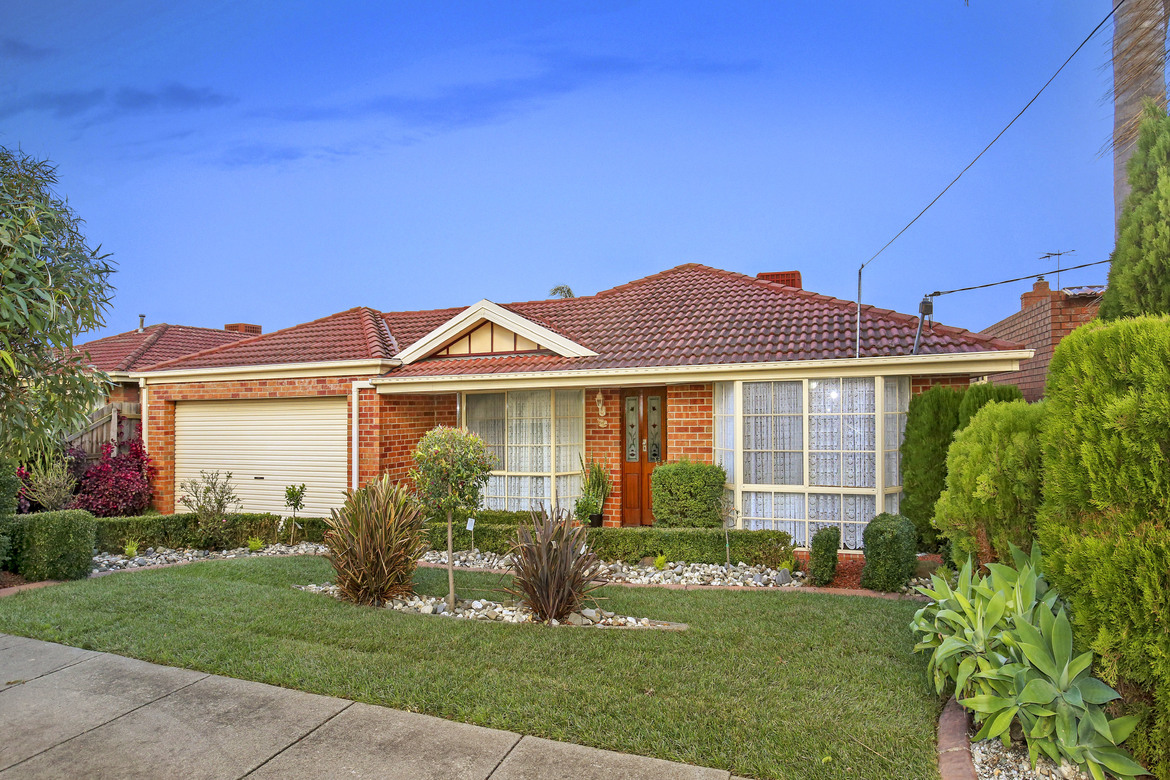 66 Lockton Avenue, Reservoir, VIC 3073 - Sold