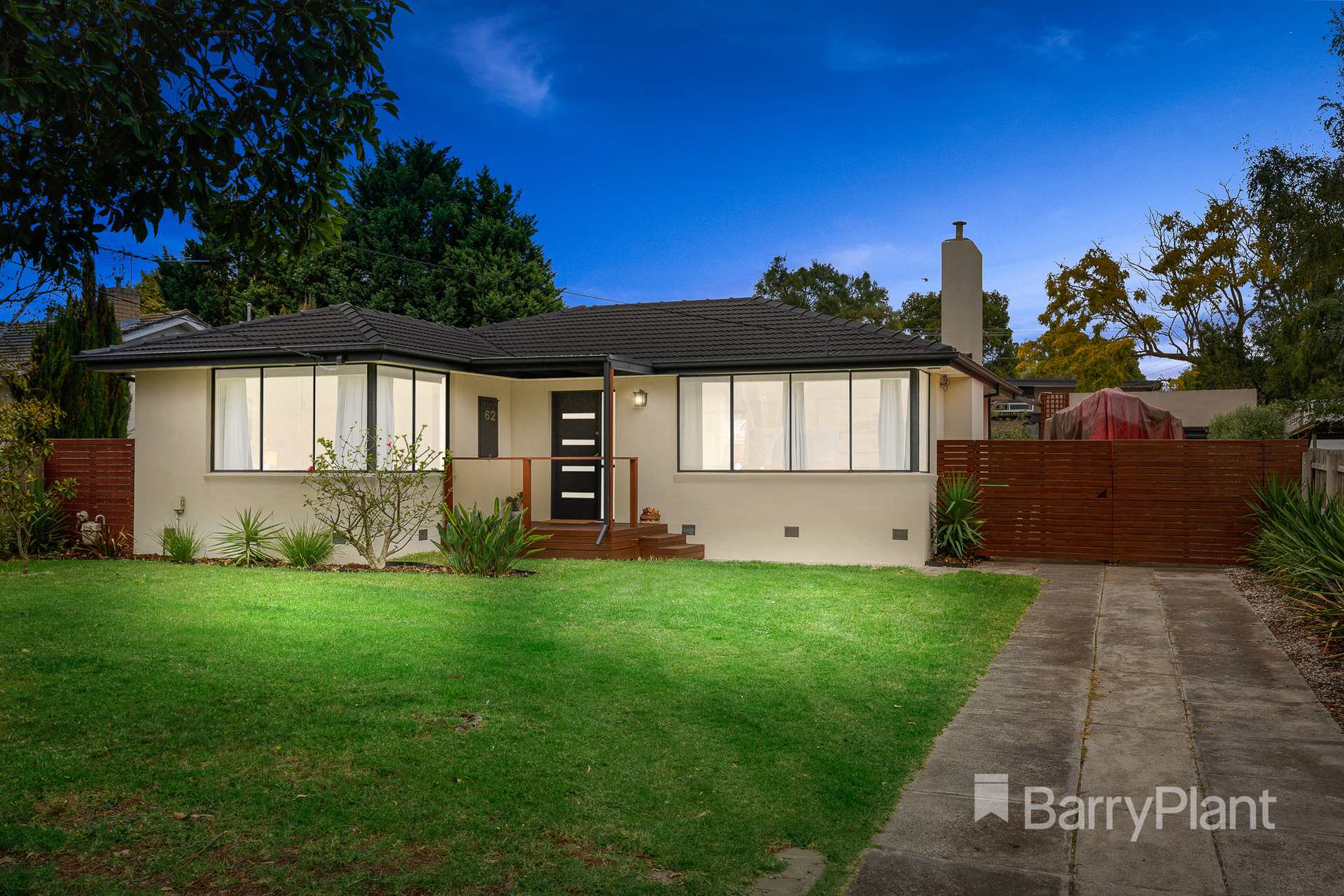 62 Karingal Drive, Frankston, VIC 3199 - Sold