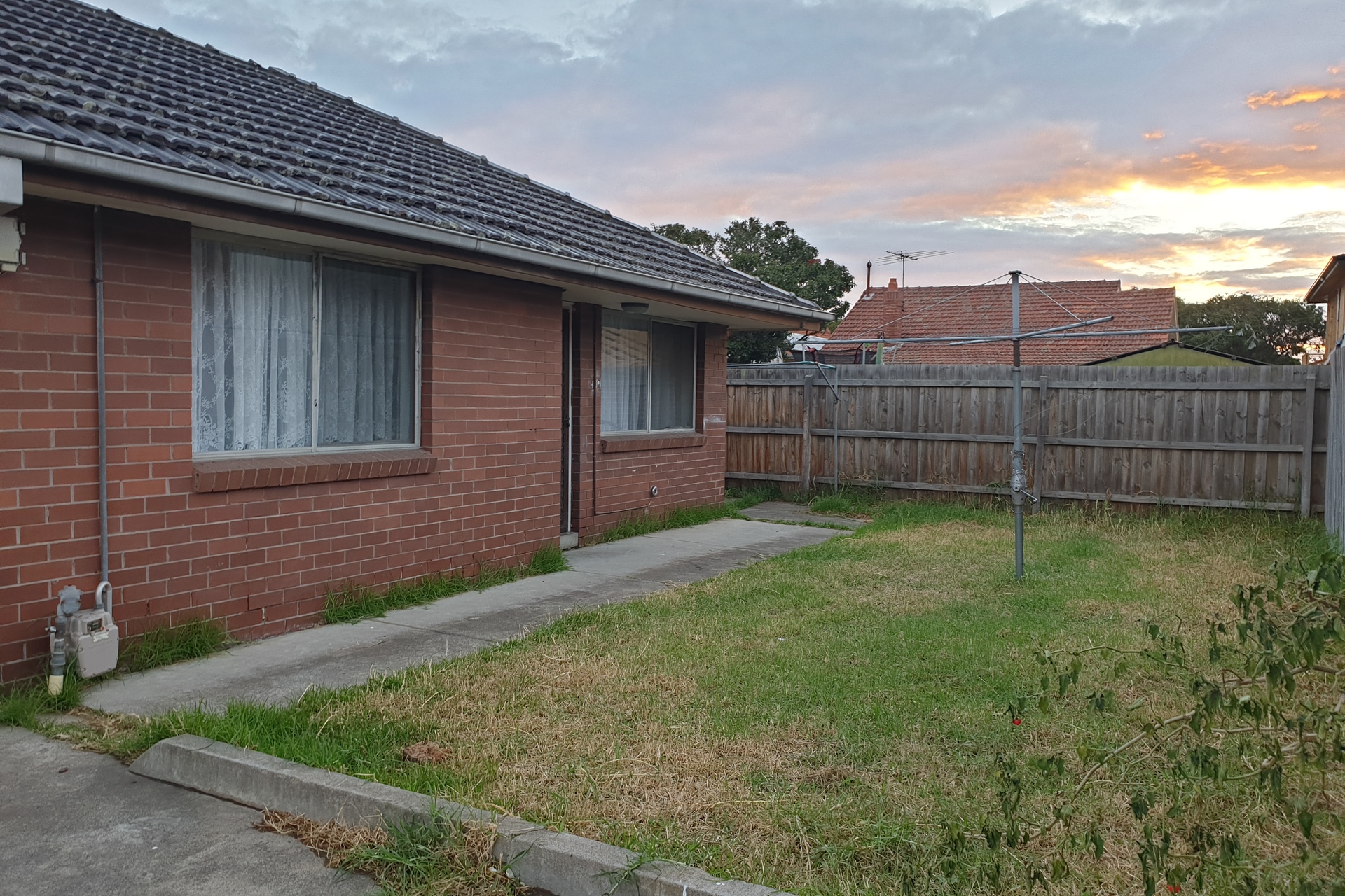 4/10 Howson Street, Brunswick West, VIC 3055 - Leased