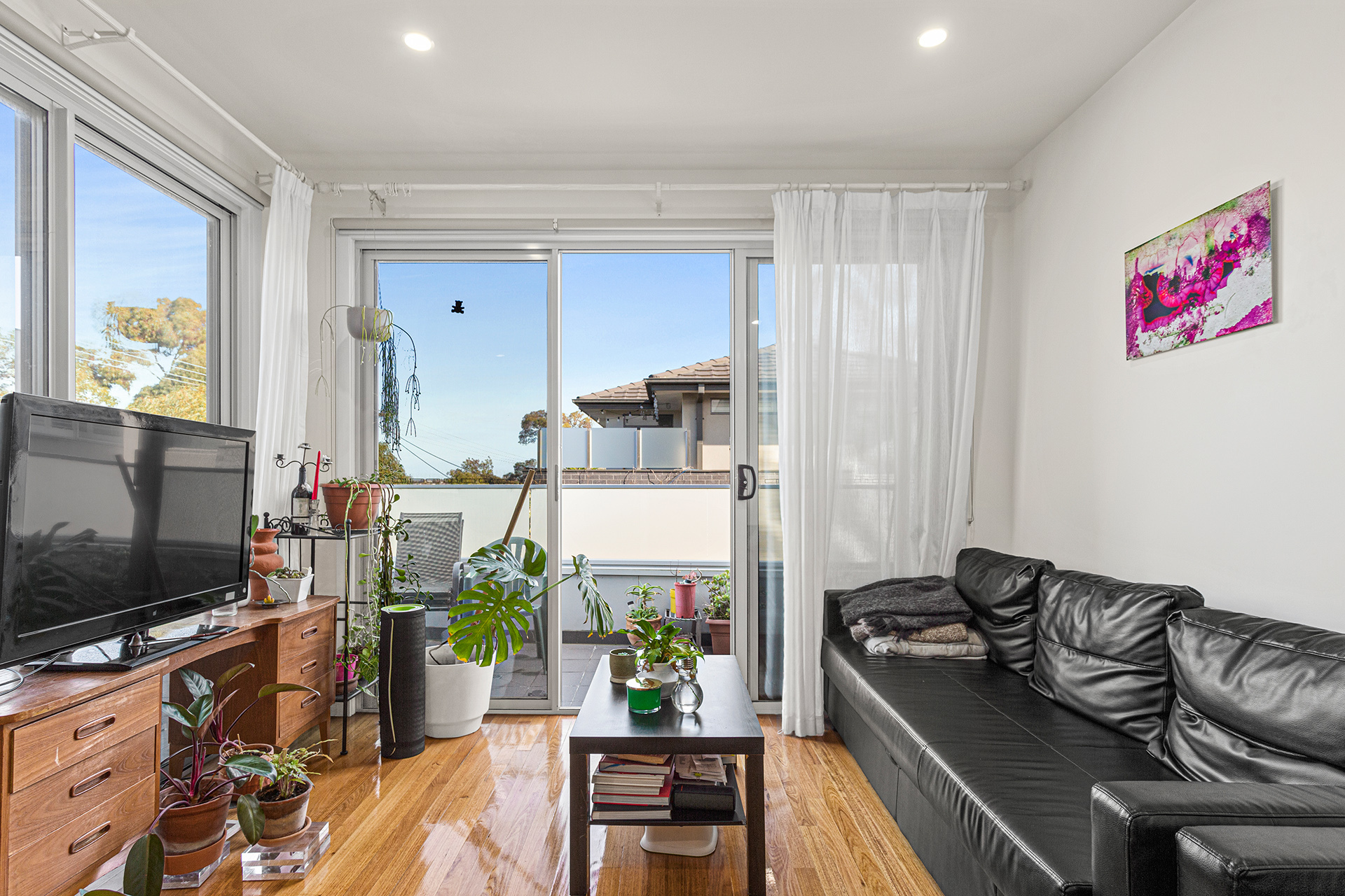 1/22 Irvine Crescent, Brunswick West, VIC 3055 - Sold