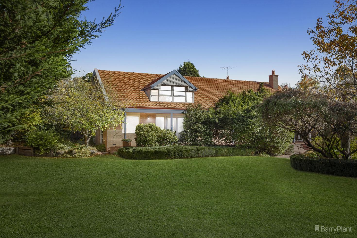 10 One Tree Hill, Donvale, VIC 3111 - Sold