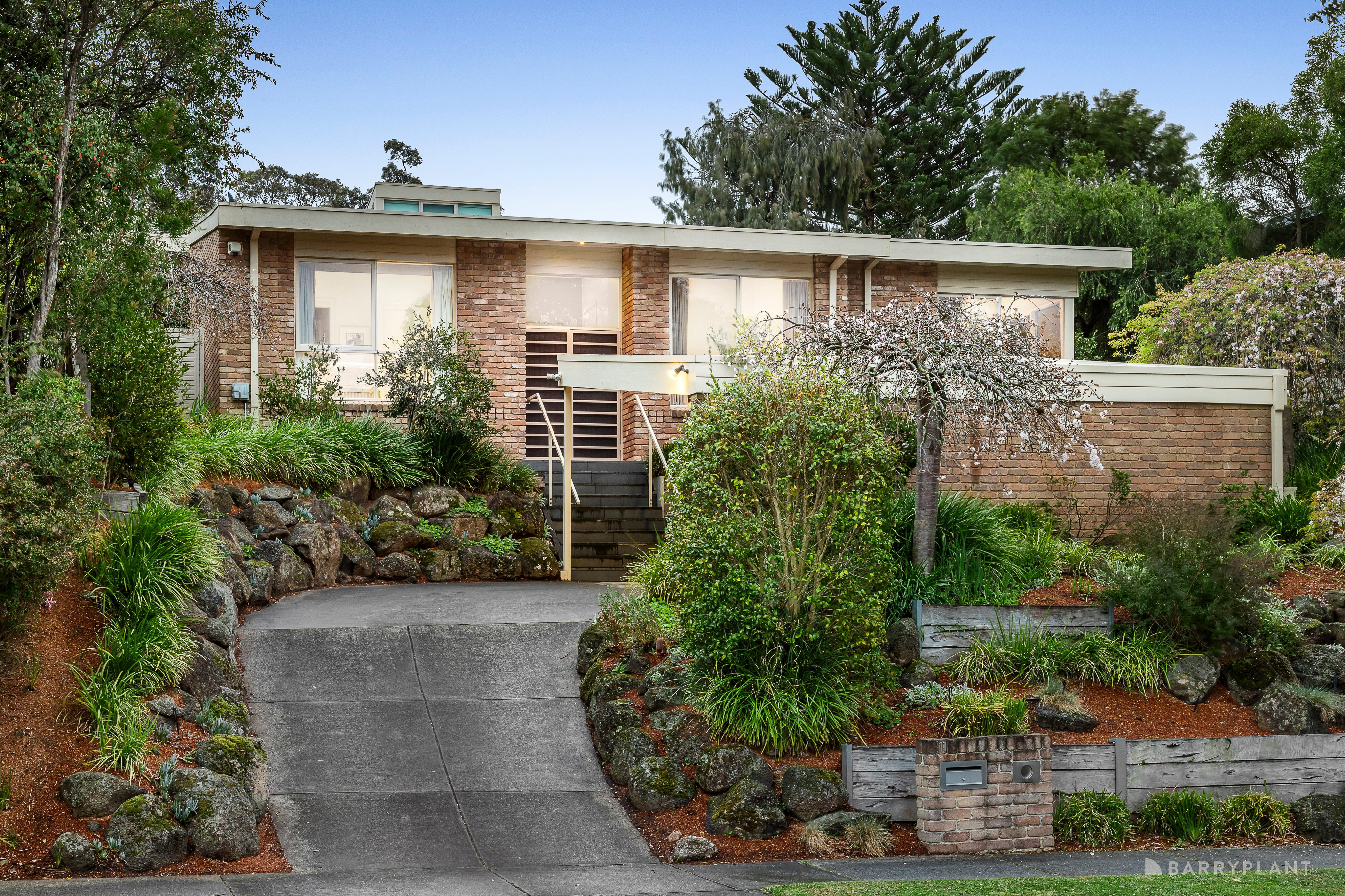 11 Apple Gum Grove, Doncaster East, VIC 3109 - Sold