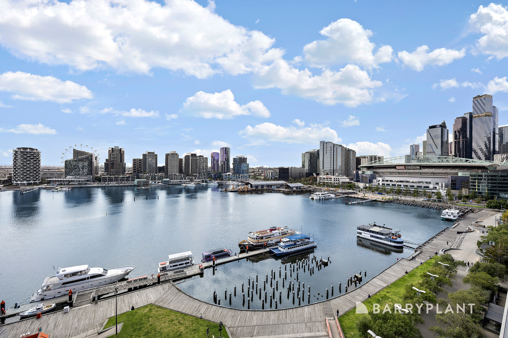 124/55 Victoria Harbour Promenade, Docklands, VIC 3008 - Sold