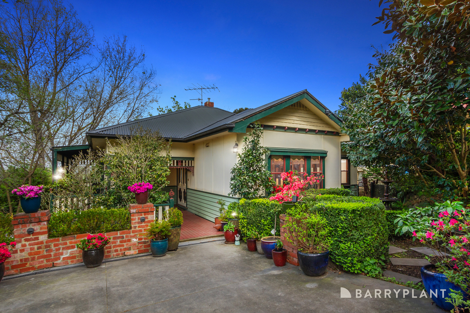 15 Hilltop Road, Upper Ferntree Gully, VIC 3156 - Sold