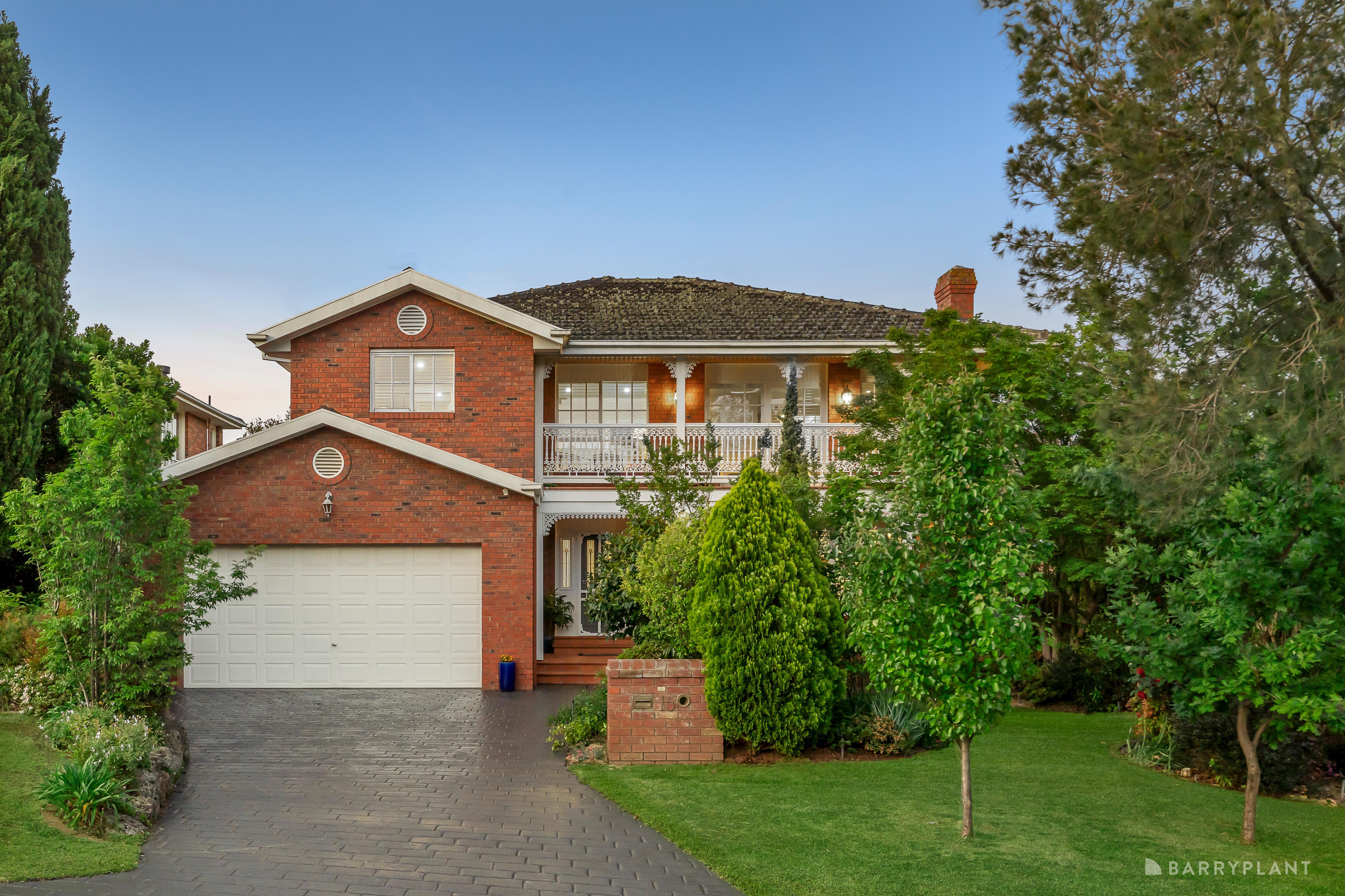 15 Newlands Crescent, Doncaster East, VIC 3109 - Sold