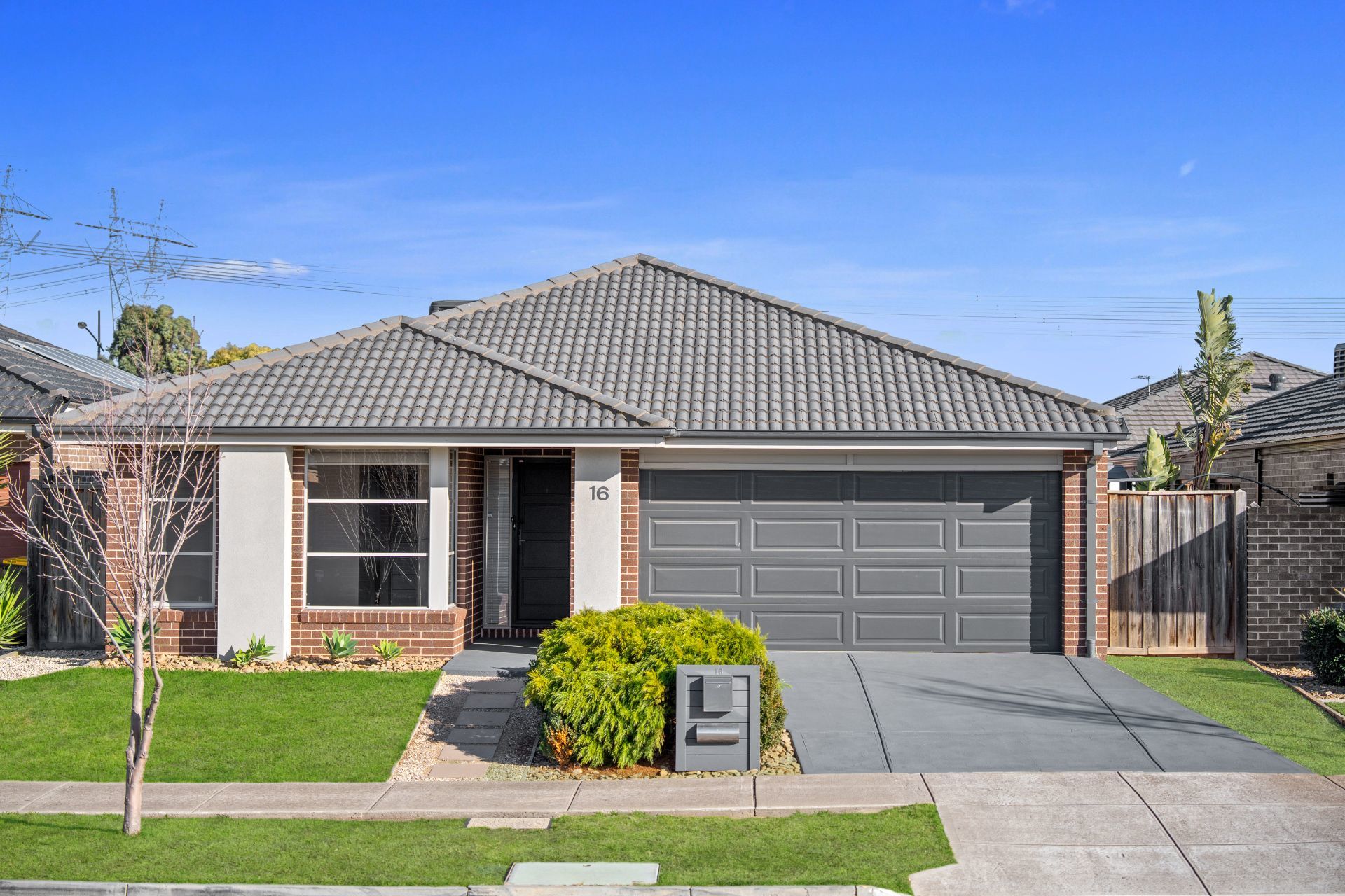 16 Rowling Street, Fraser Rise, VIC 3336 - Sold