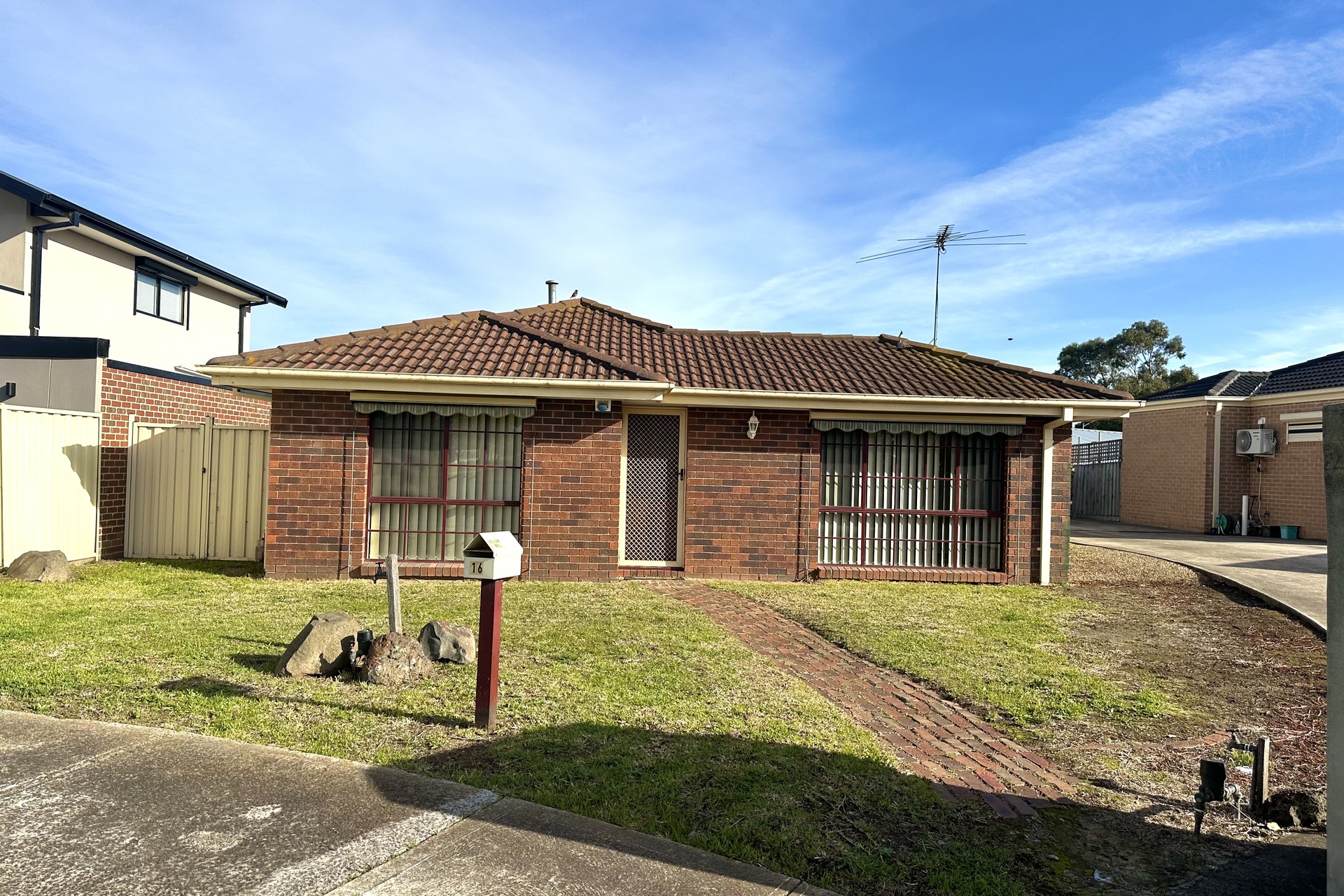 16 Wordsworth Place, Delahey, VIC 3037 - For Rent