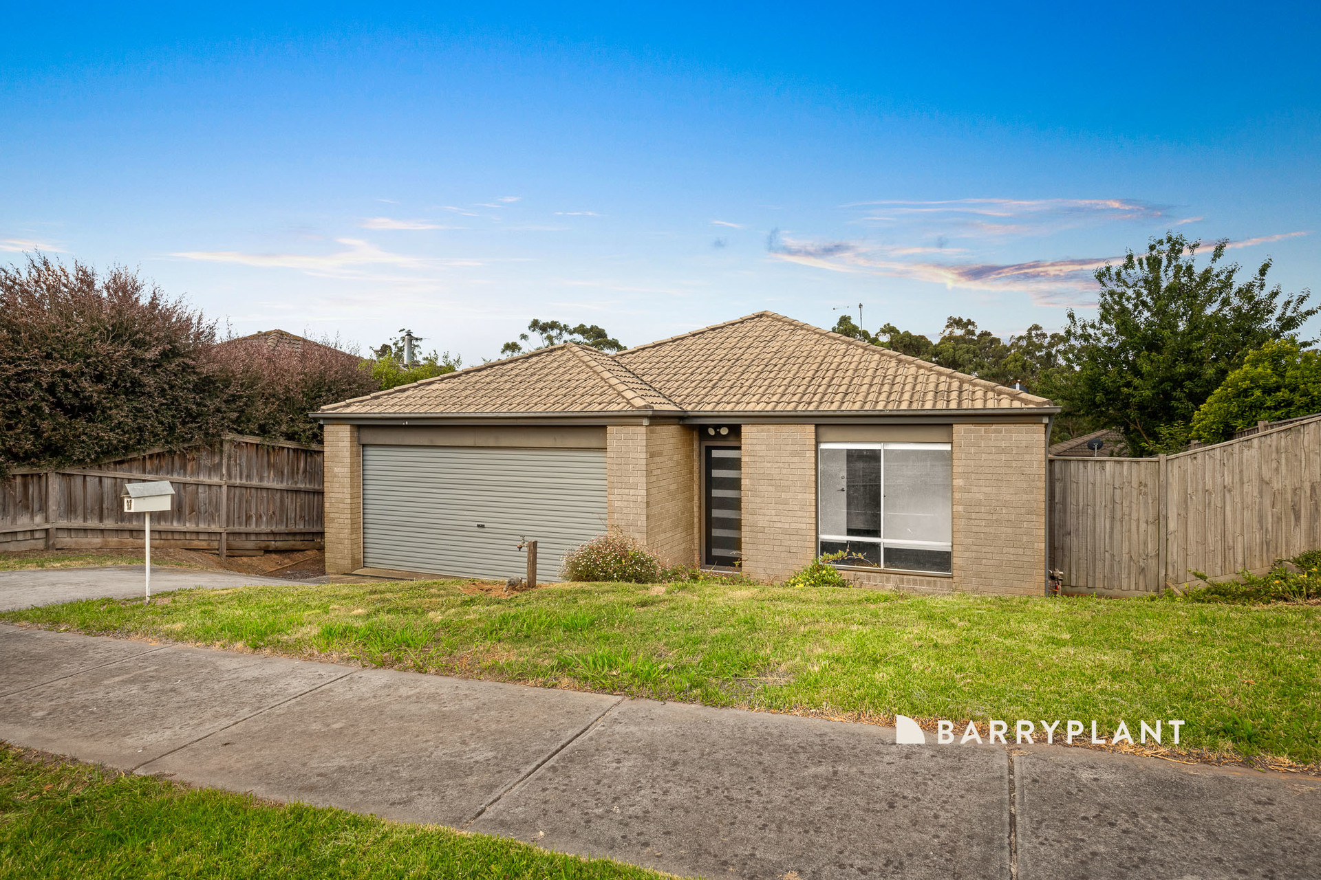 17 Park View Road, Drouin, VIC 3818 - Sold