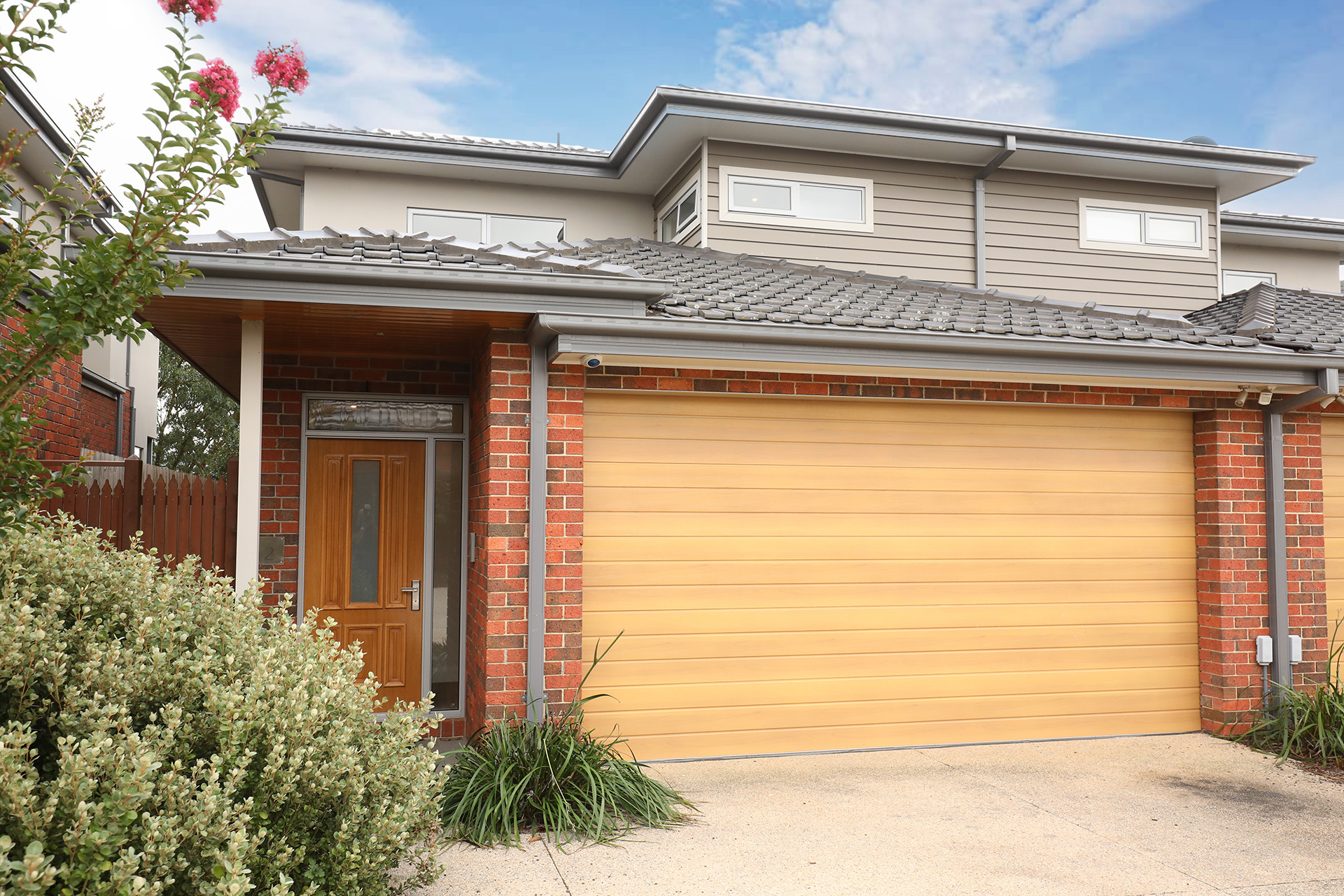 2/2 Avard Court, Berwick, VIC 3806 - Leased