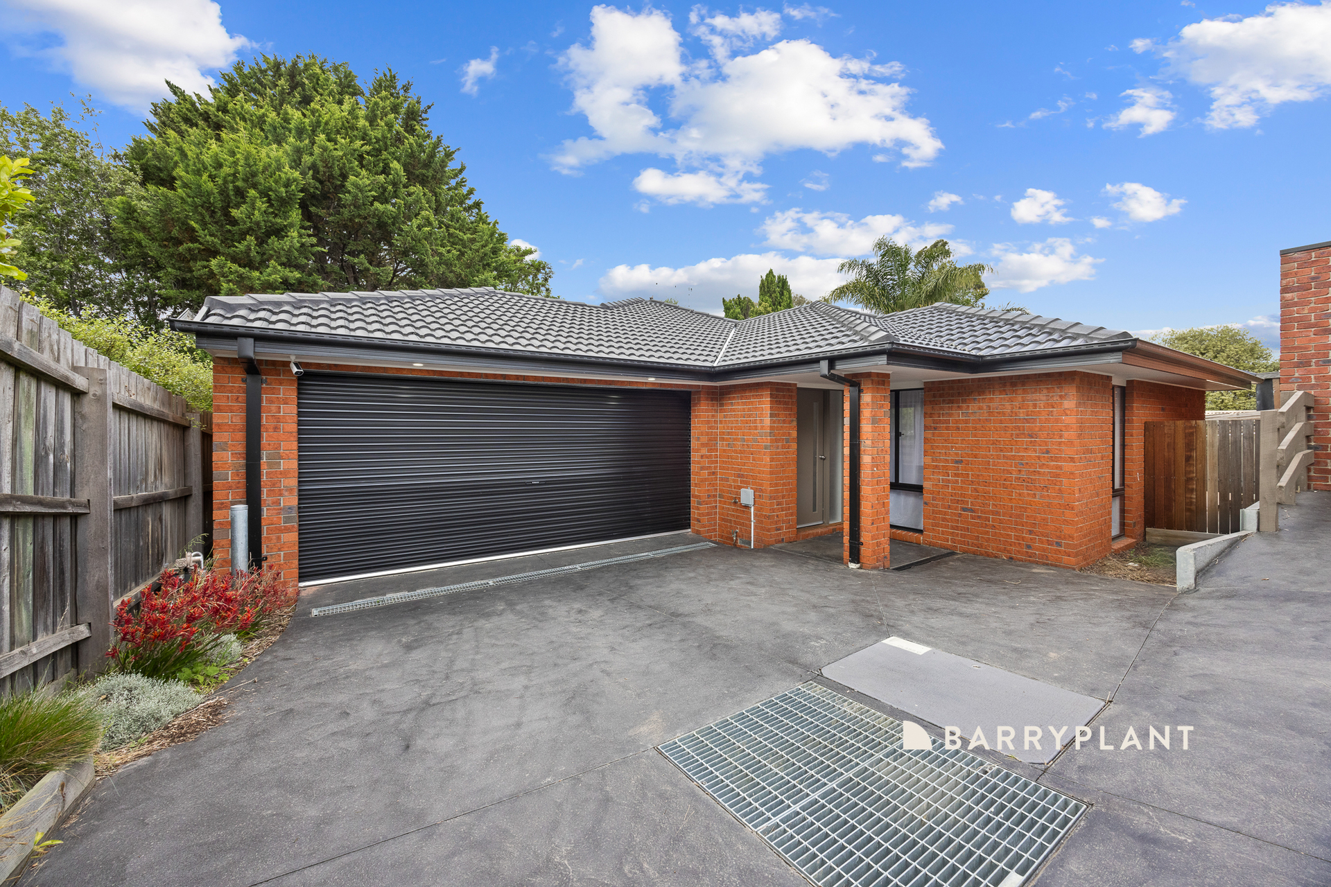 2/4 Kevis Court, Garfield, VIC 3814 - For Sale