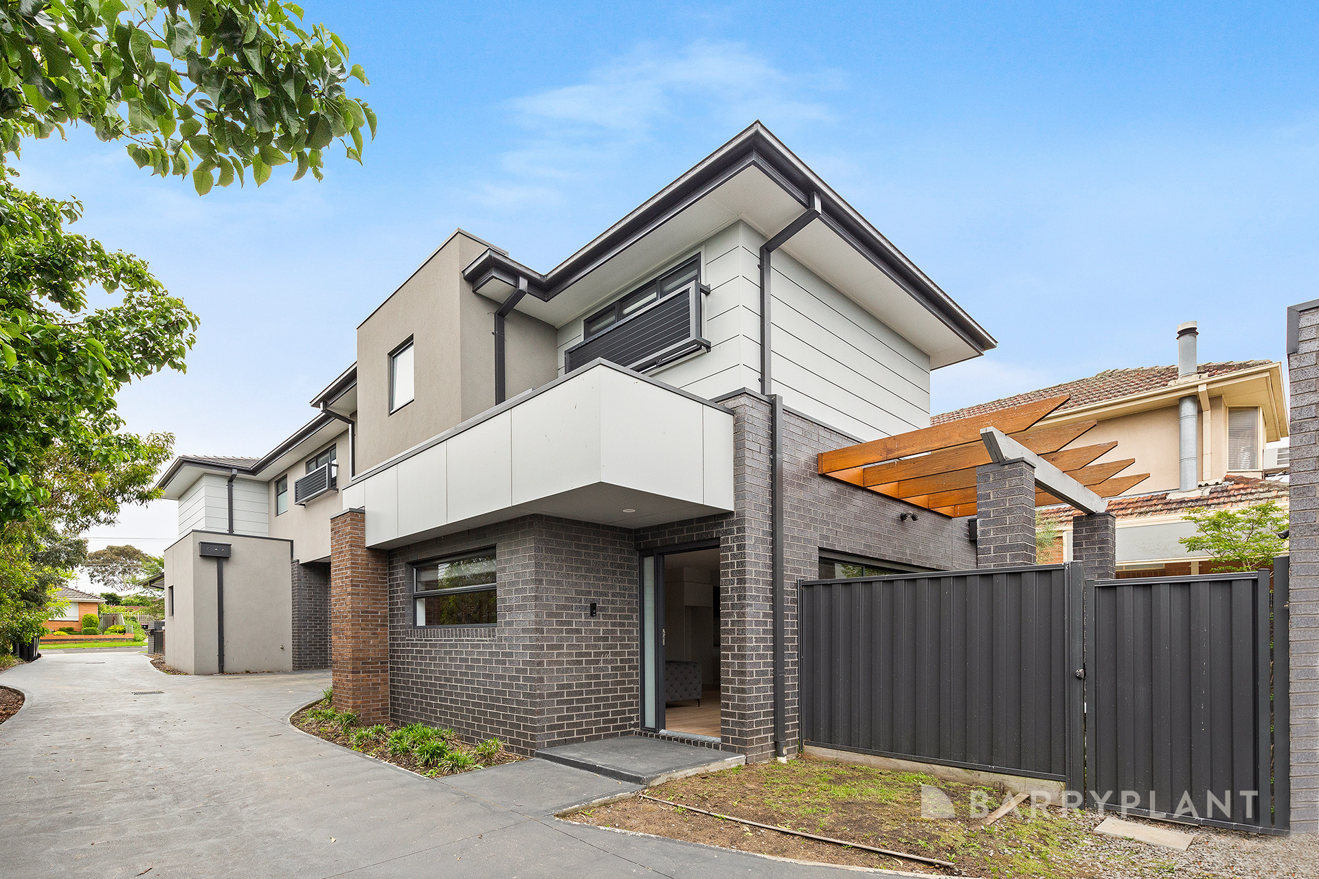 2/48 Austin Crescent, Pascoe Vale, VIC 3044 - Sold