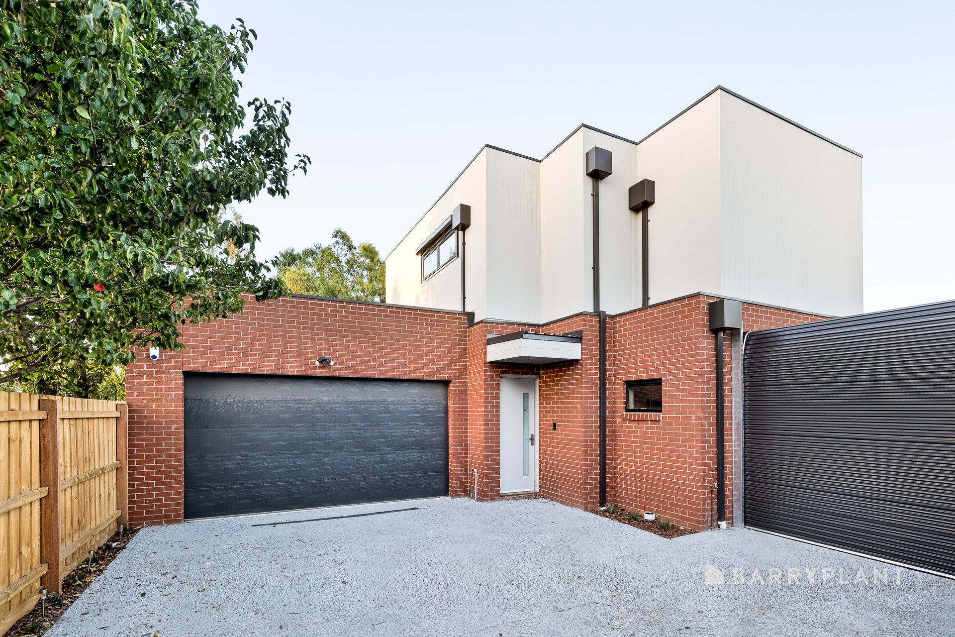 2/86 Anderson Road, Fawkner, VIC 3060 - For Sale