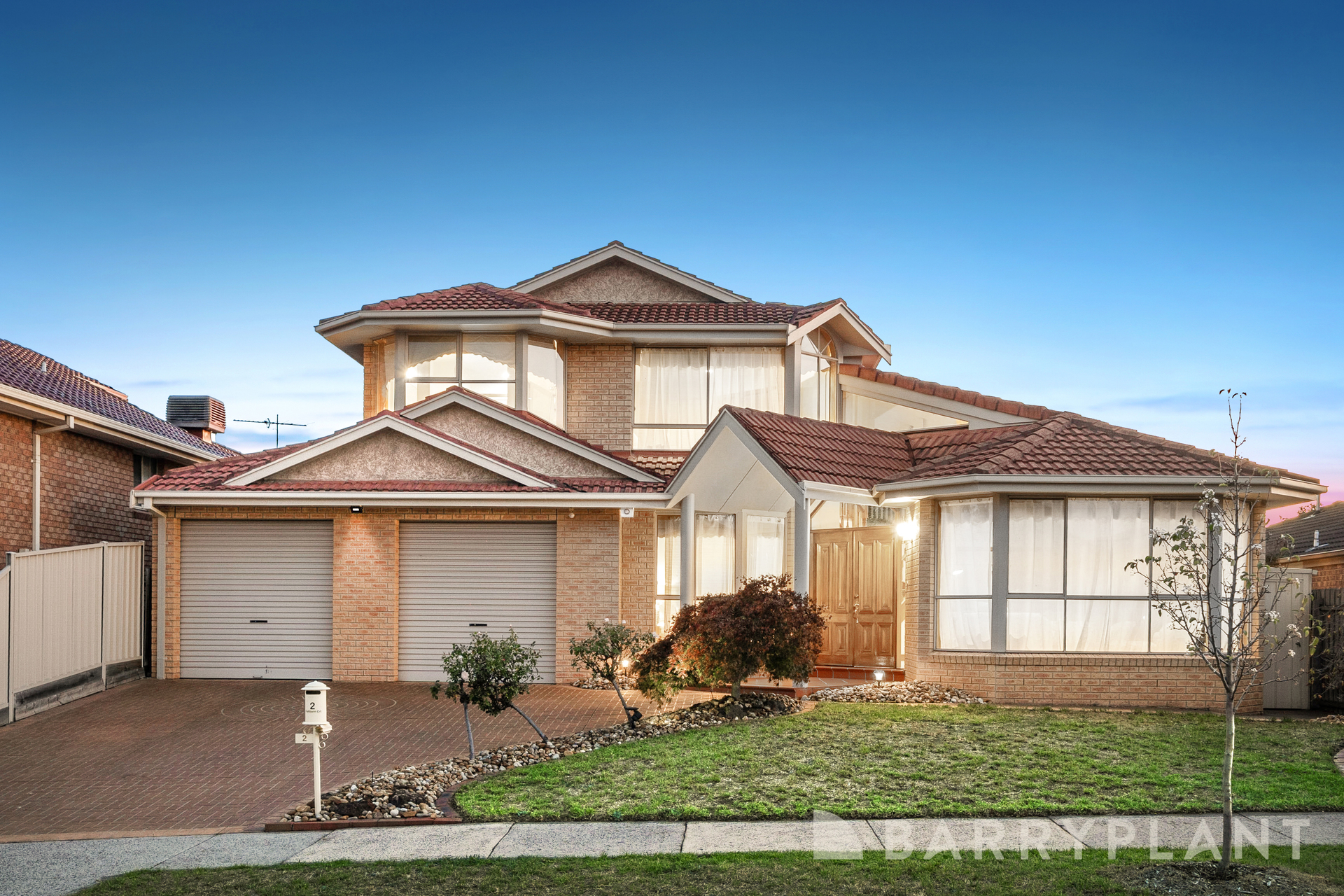 2 Fishburn Court, Mill Park, VIC 3082 - Leased