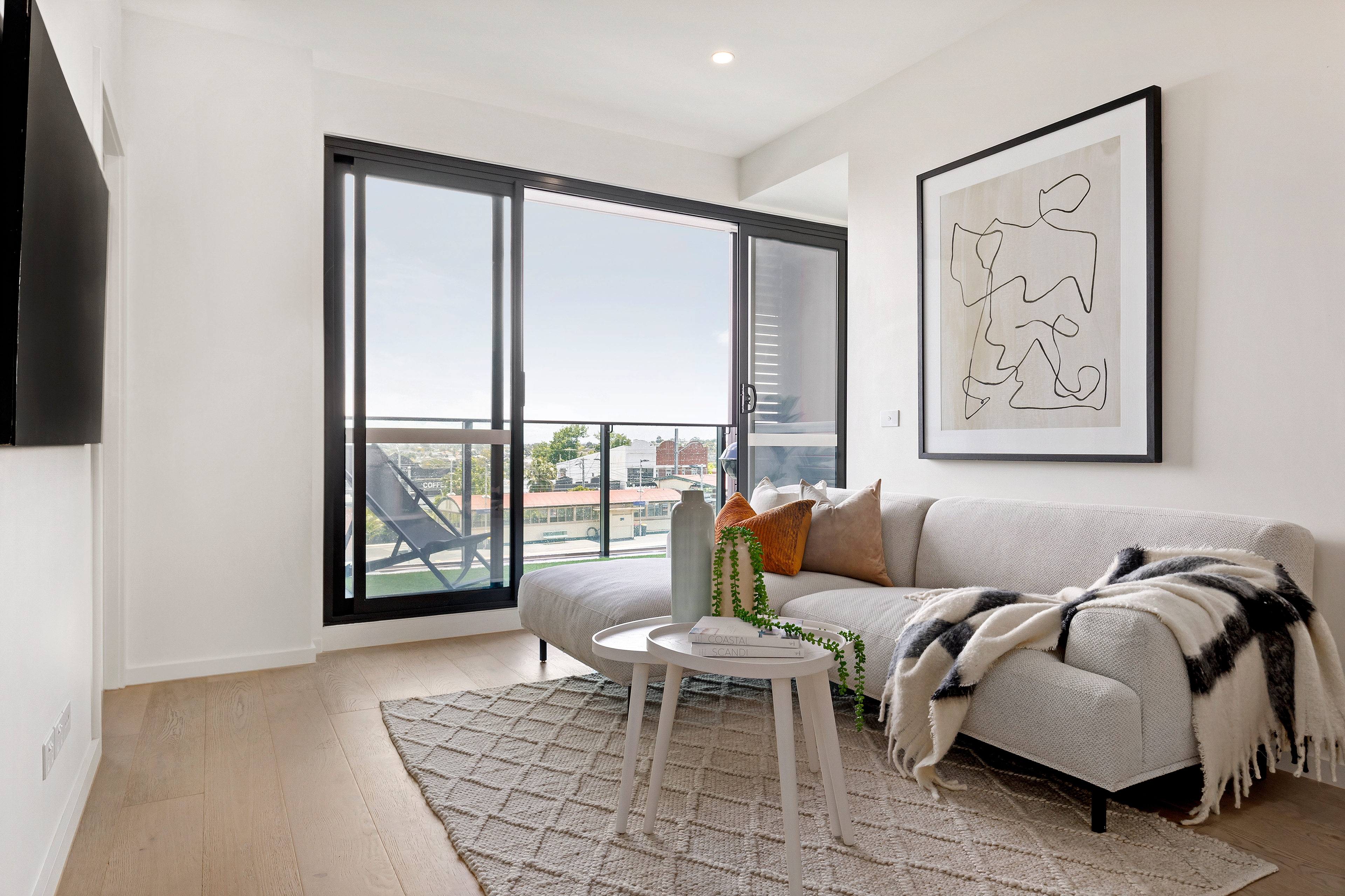 201/23 Russell Street, Essendon, VIC 3040 - Sold