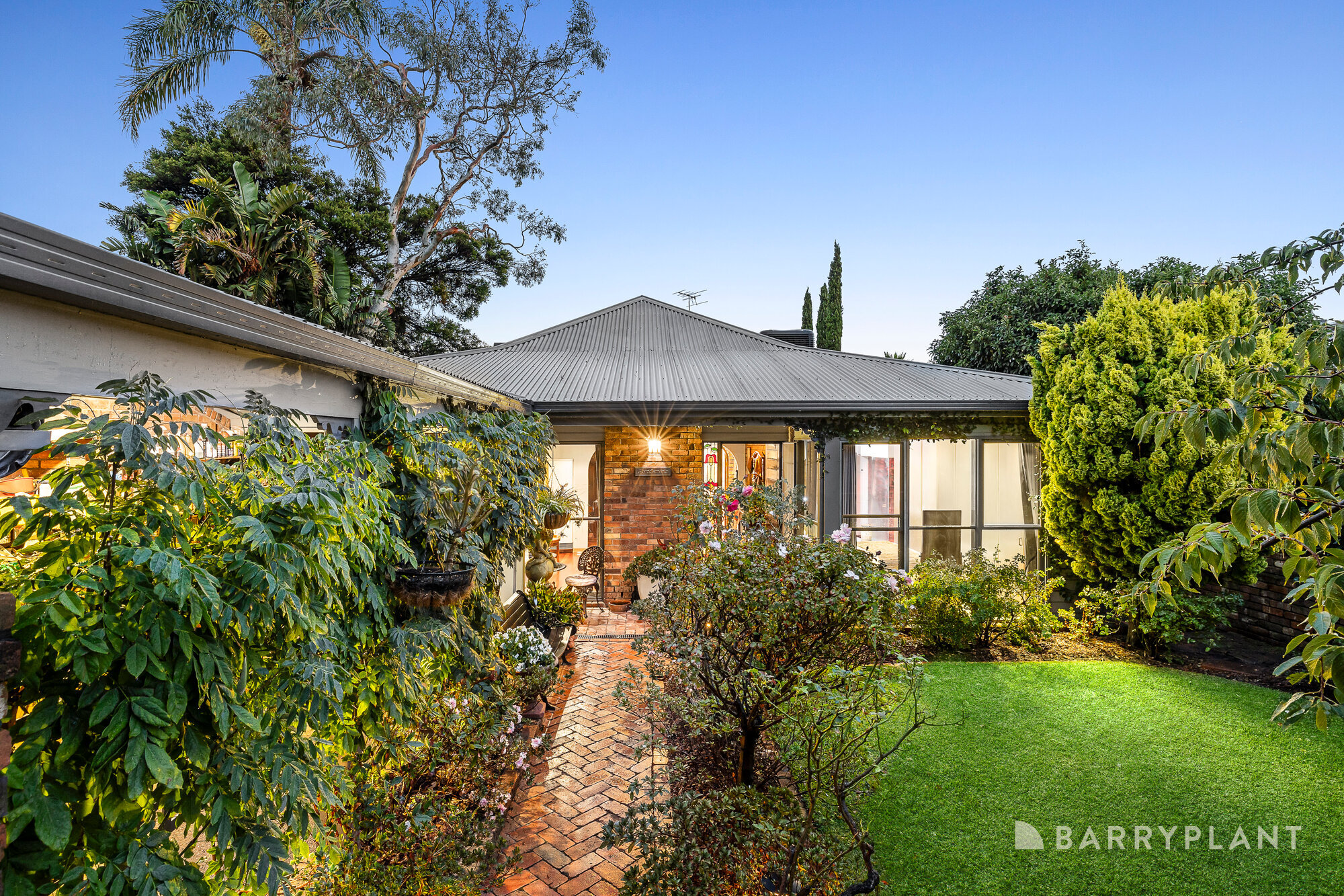 22 Jacks Avenue, Dingley Village, VIC 3172 - Sold