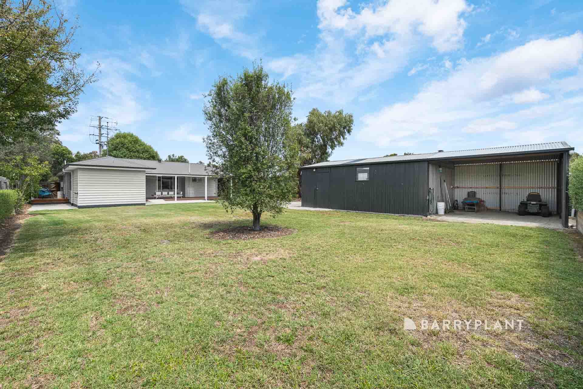 29 Railway Avenue, Bunyip, VIC 3815 - For Sale