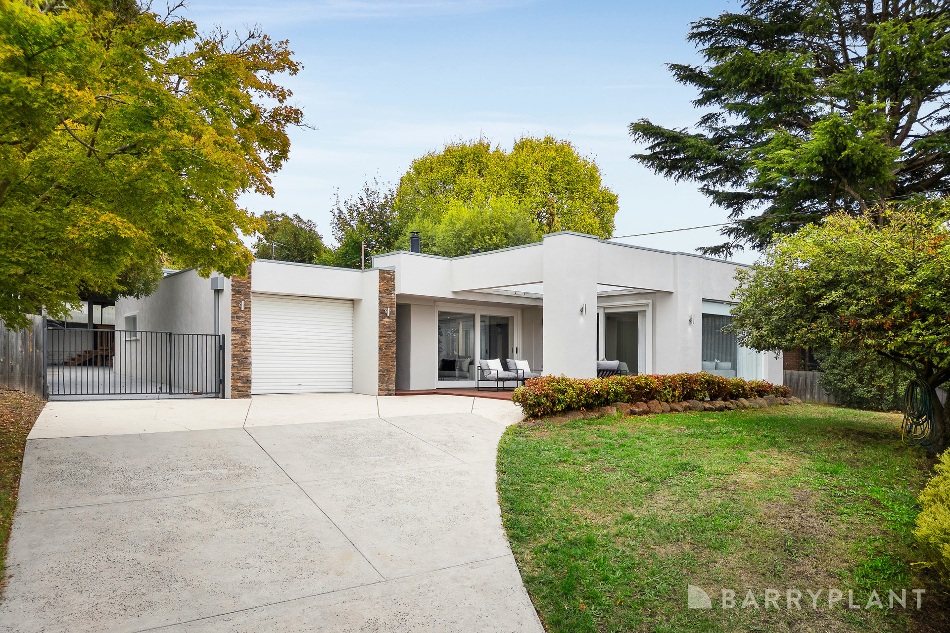29 Saint Andrews Drive, Chirnside Park, VIC 3116 - Sold