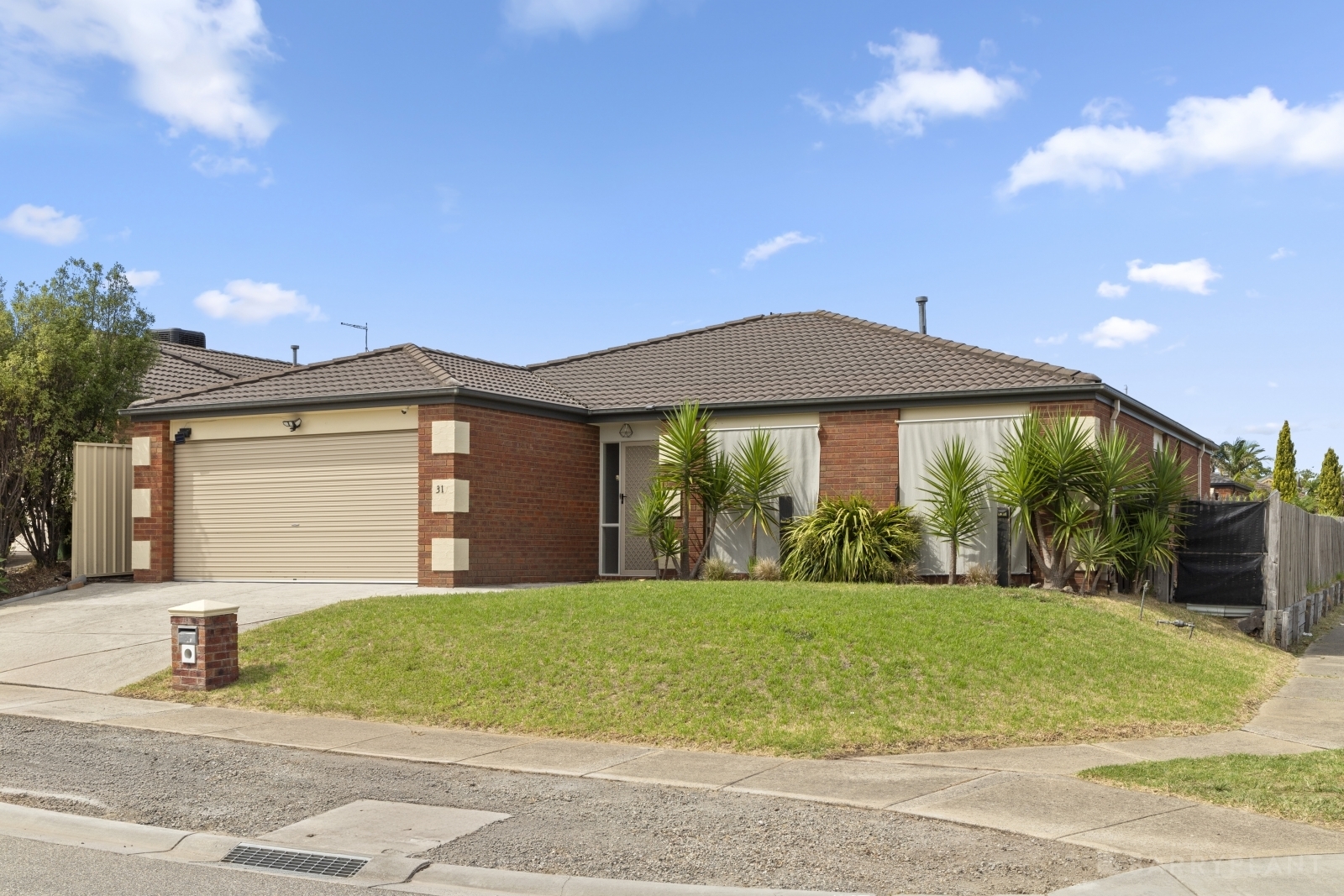 31 Mccartney Drive, Narre Warren South, VIC 3805 - Sold