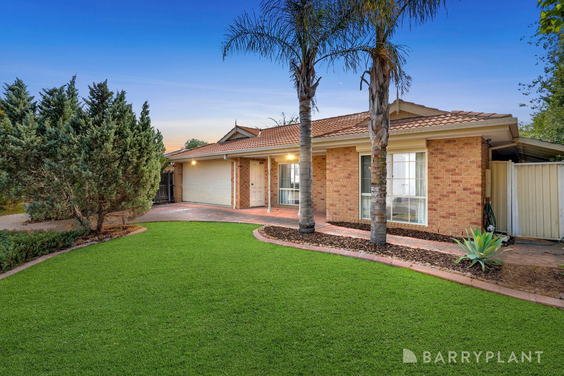 4 Arcadian Place, Hoppers Crossing, VIC 3029 - Sold