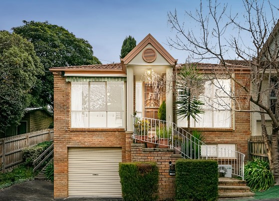4 Ireland Avenue, Mitcham, VIC 3132 - For Rent