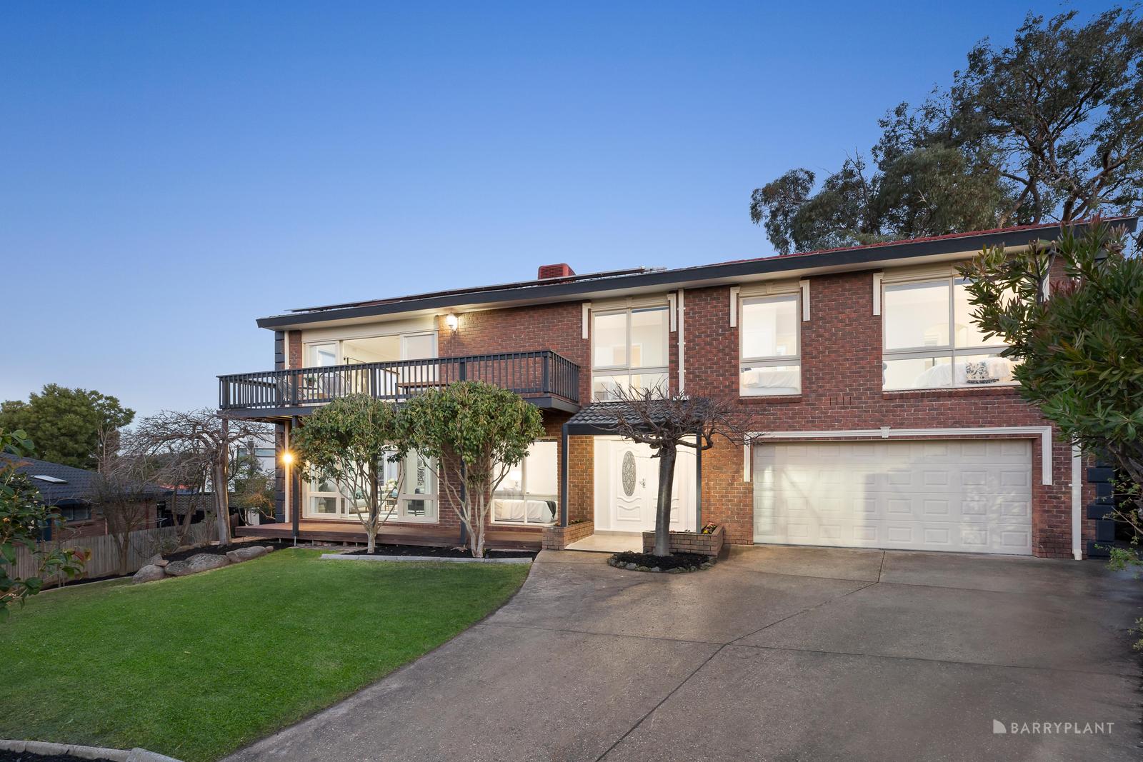 4 Nolan Close, Doncaster East, VIC 3109 - Sold