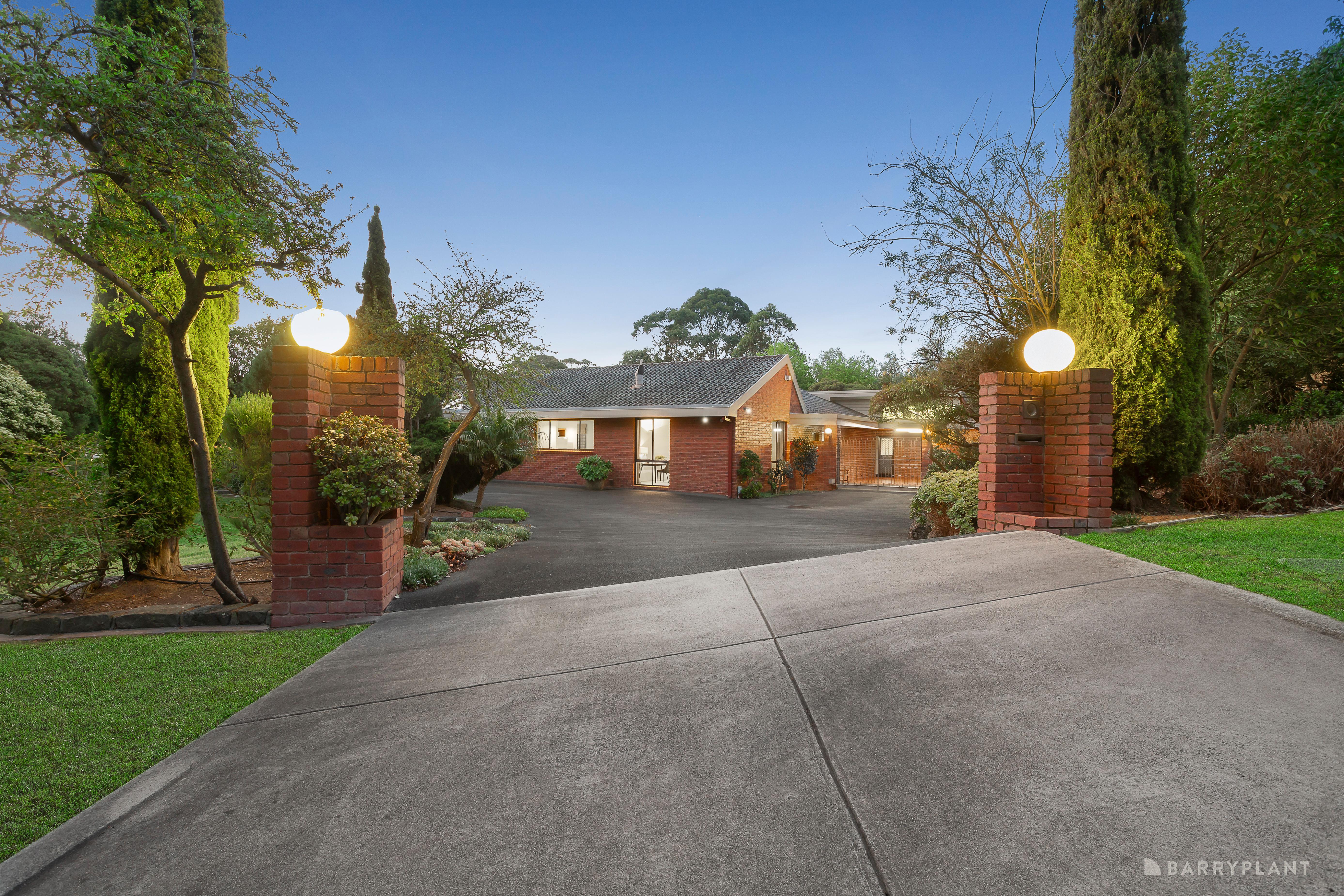 4 Pine Valley Way, Templestowe, VIC 3106 - For Sale