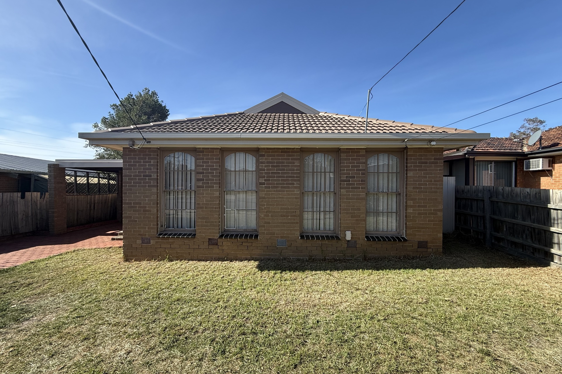 40 Pinoak Street, St Albans, VIC 3021 - Leased