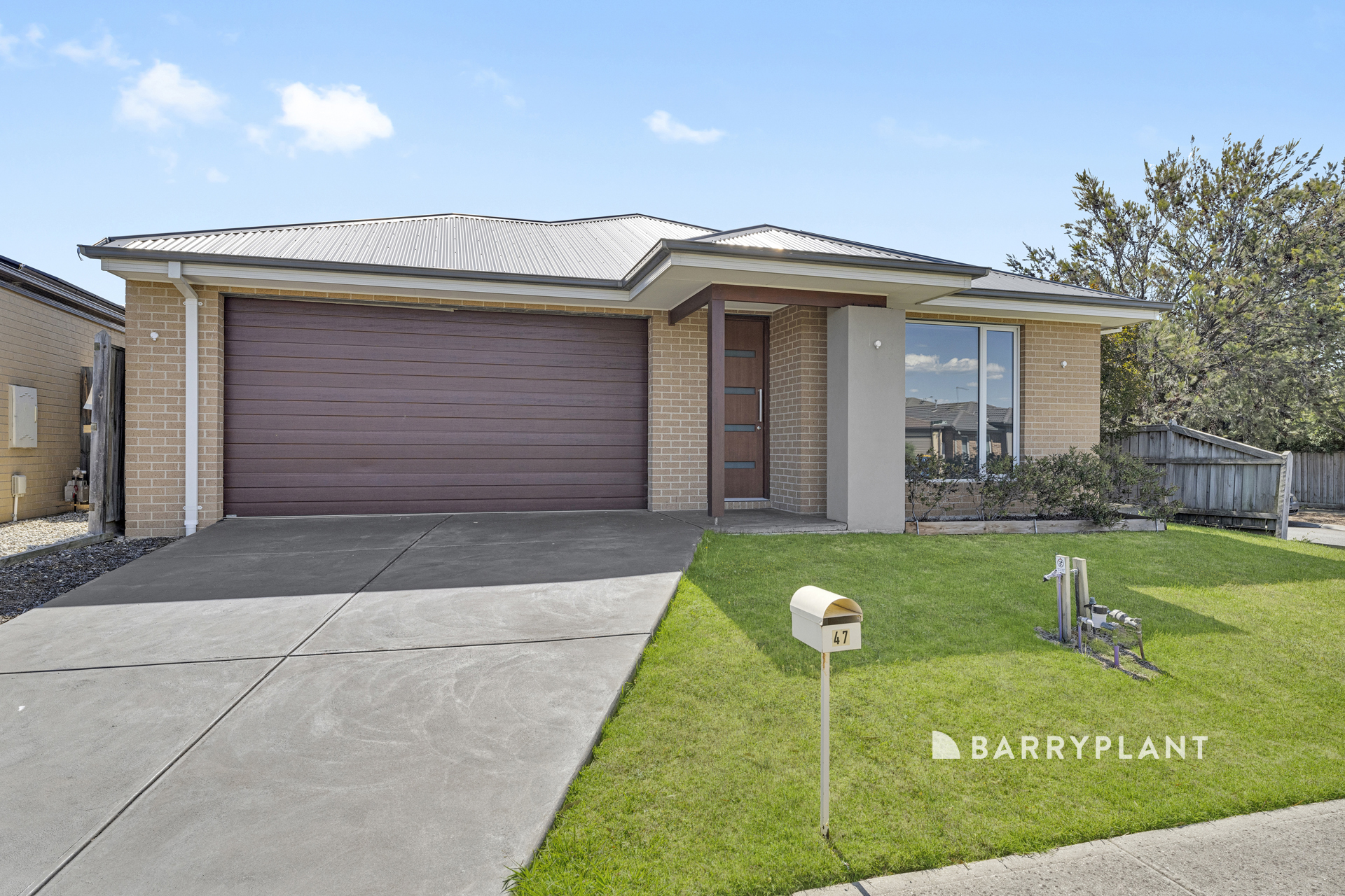 47 Crepe Avenue, Cranbourne West, VIC 3977 - For Rent