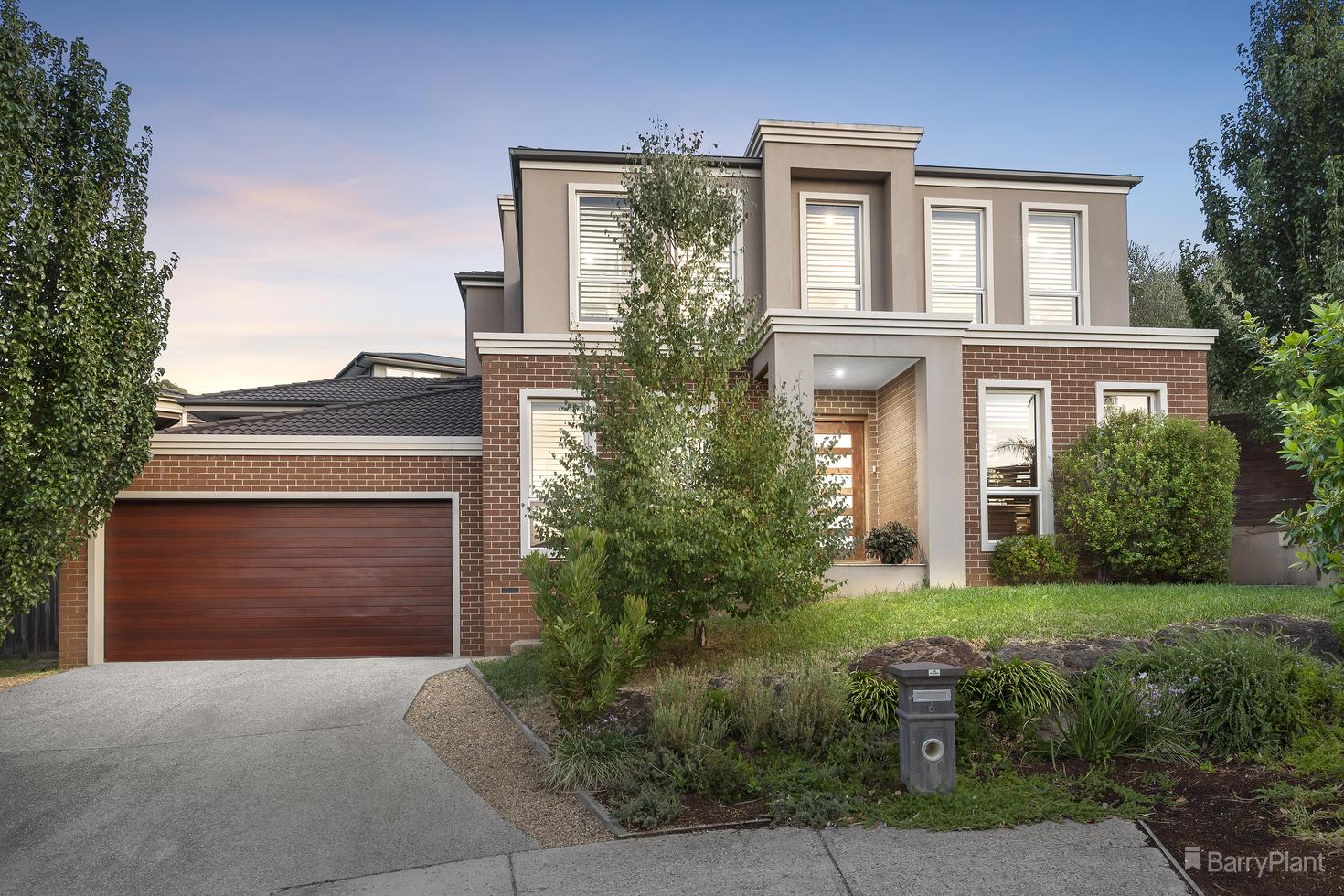 6 Mallard Close, Doncaster East, VIC 3109 - Sold