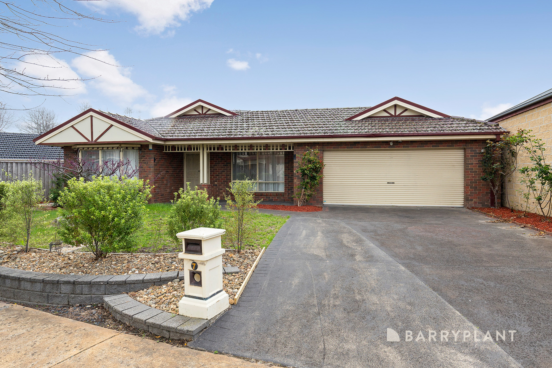 7 Beaconhill Drive, Beaconsfield, VIC 3807 - Sold