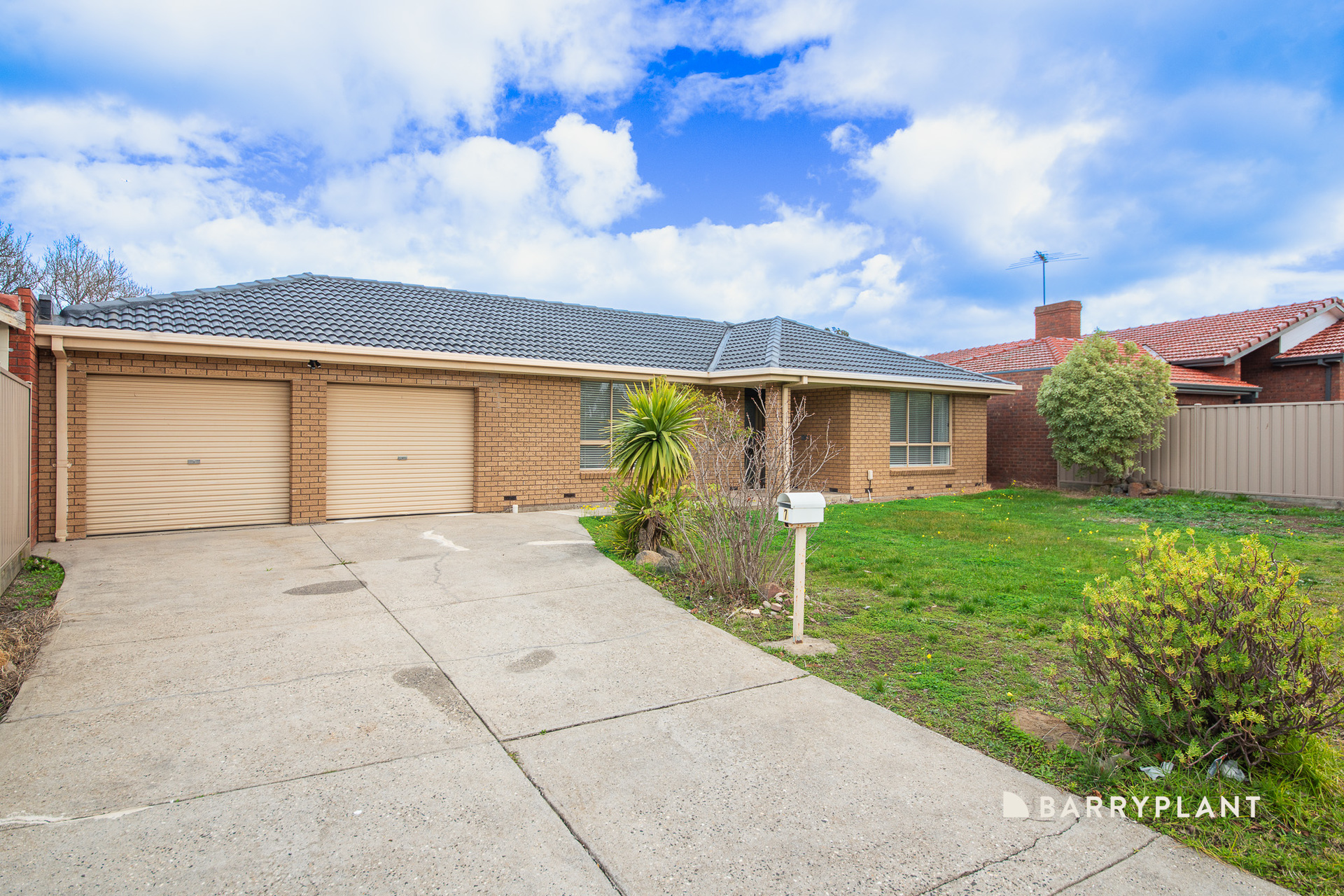 7 Strahan Court, Keilor Downs, VIC 3038 - For Rent