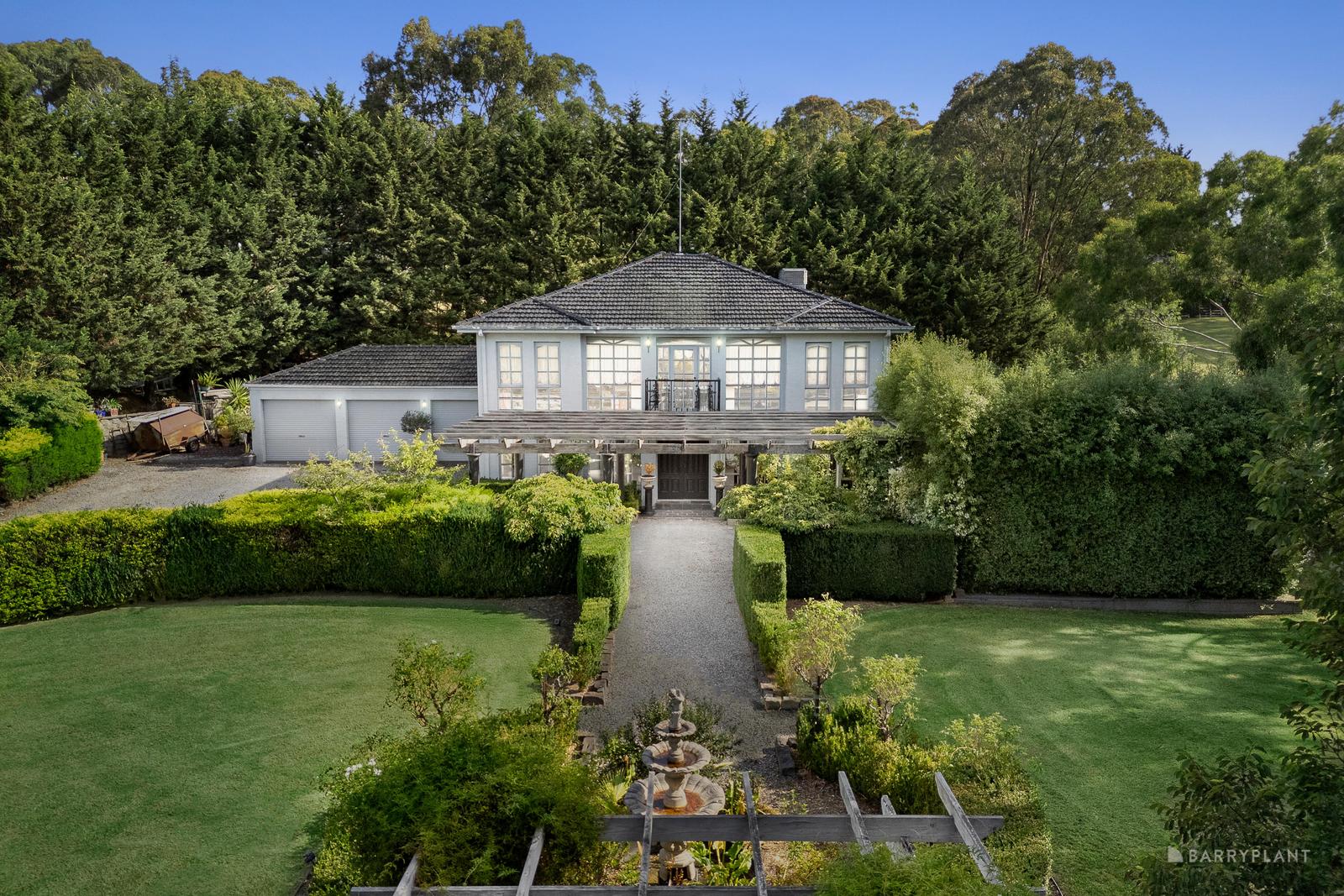 8 Clematis Court, Warrandyte, VIC 3113 - Sold