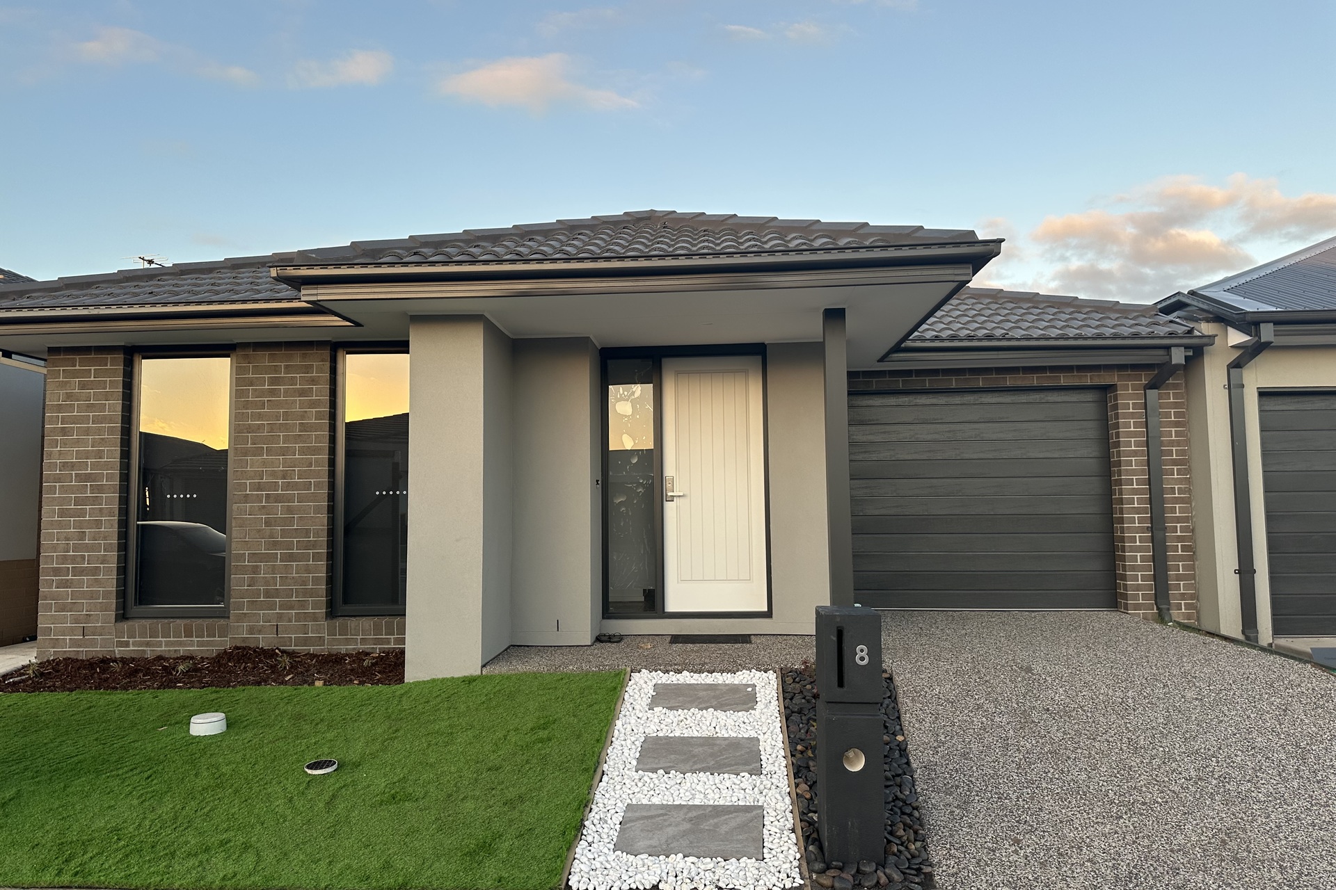 8 Shiraz Avenue, Fraser Rise, VIC 3336 - Leased