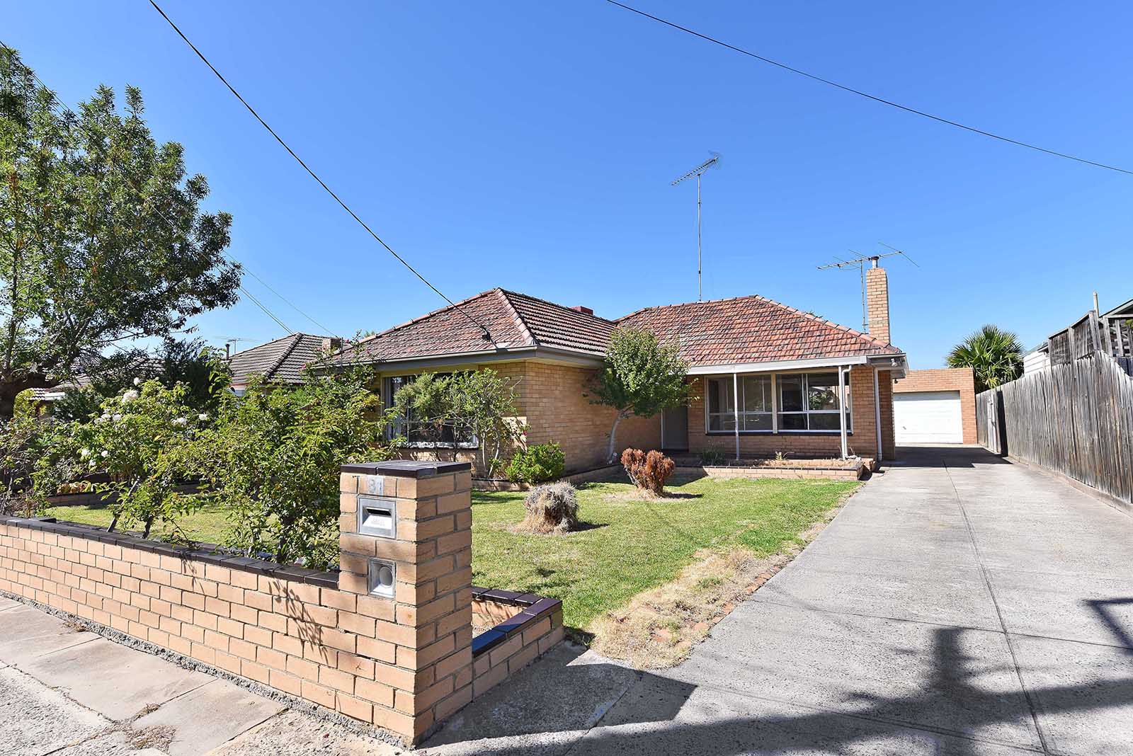 81 King St, Airport West, VIC 3042 - Leased